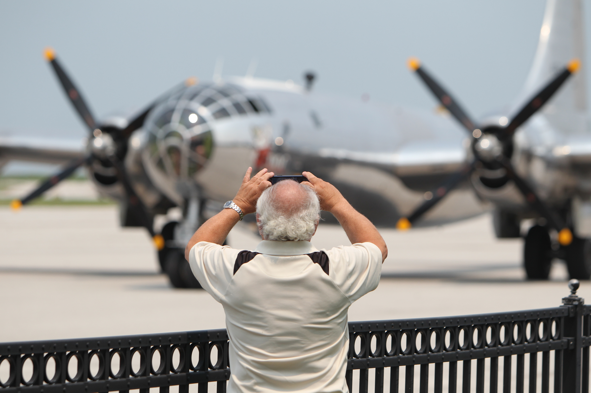 B-29 Doc Superfortress lands in Cleveland for three day visit ...