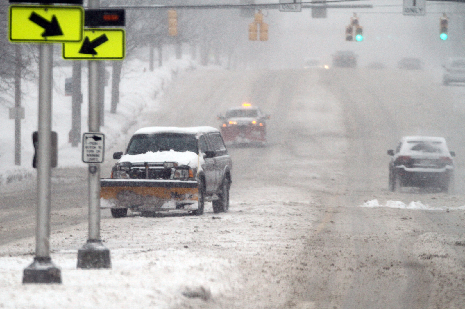 Cleveland suburbs road conditions from winter storm, February 4, 2022 ...