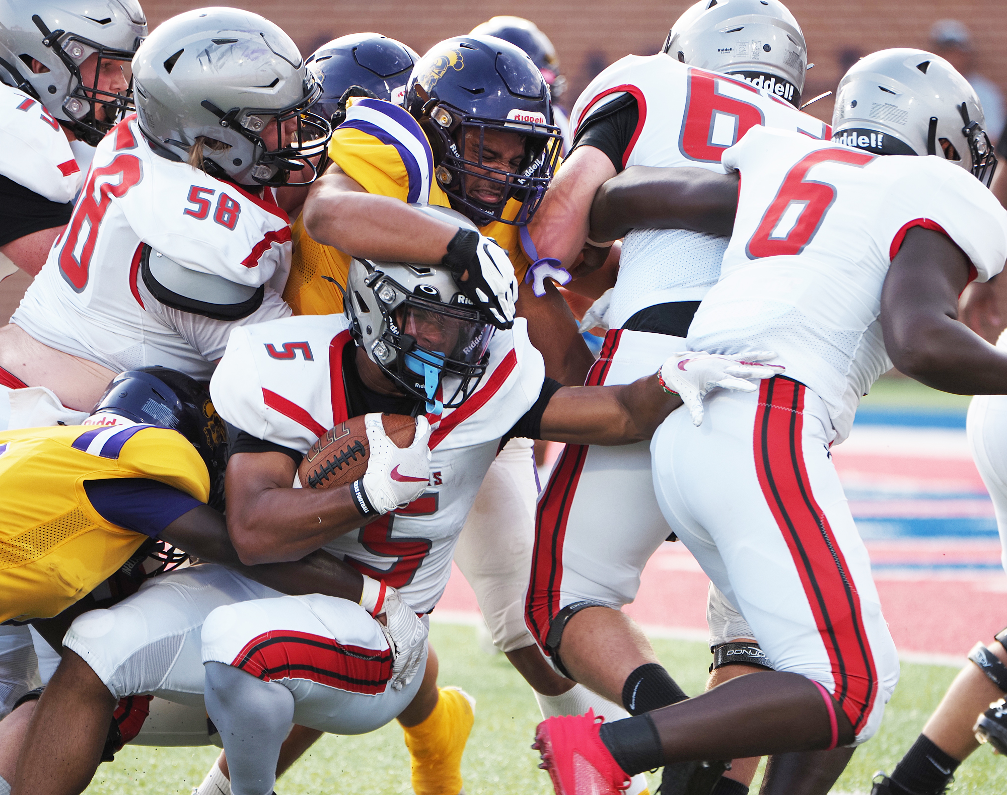 Thompson and Daphne spring football - al.com