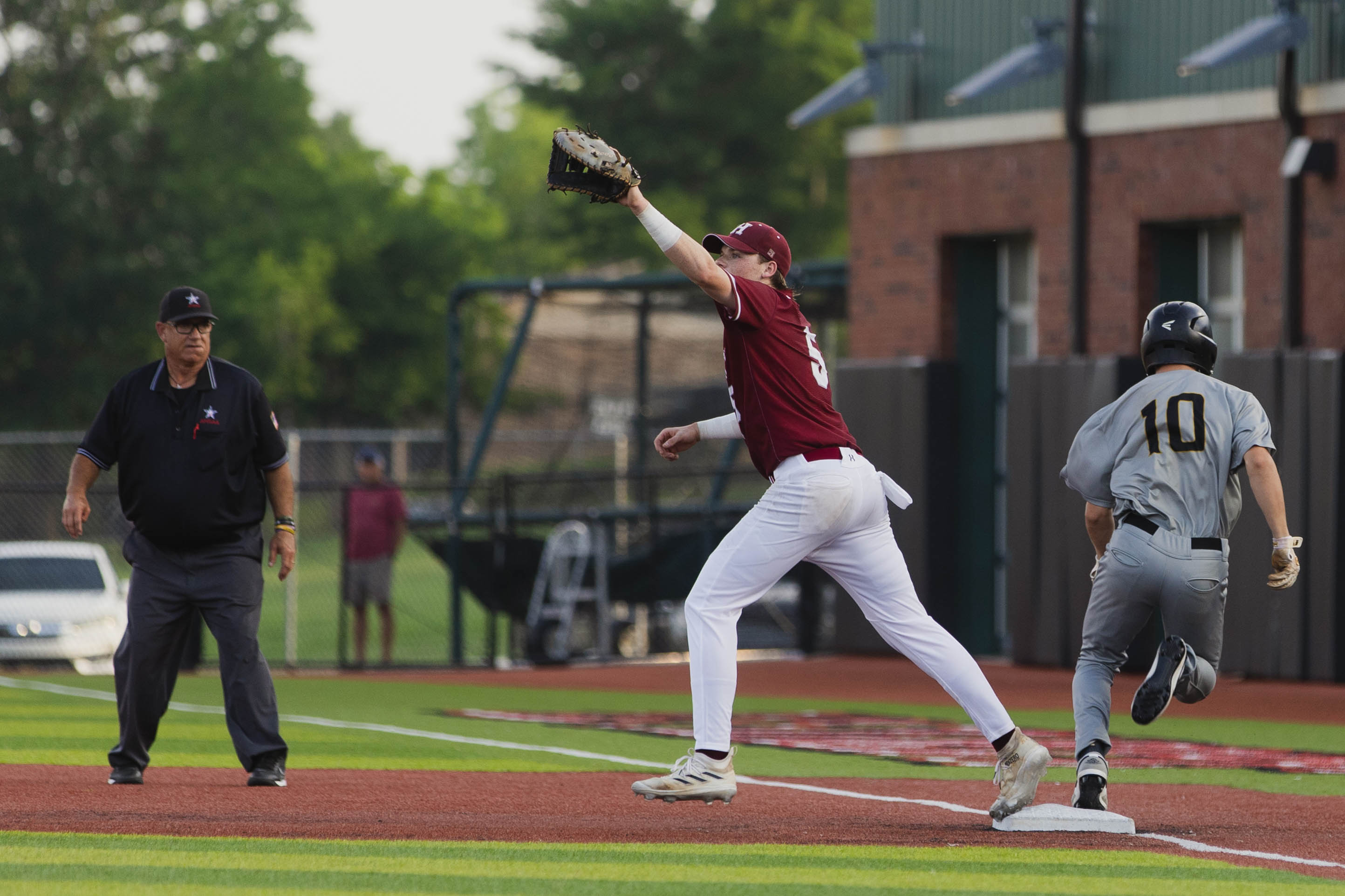 Hartselle vs. Oxford Baseball Game 3 Semifinal - al.com