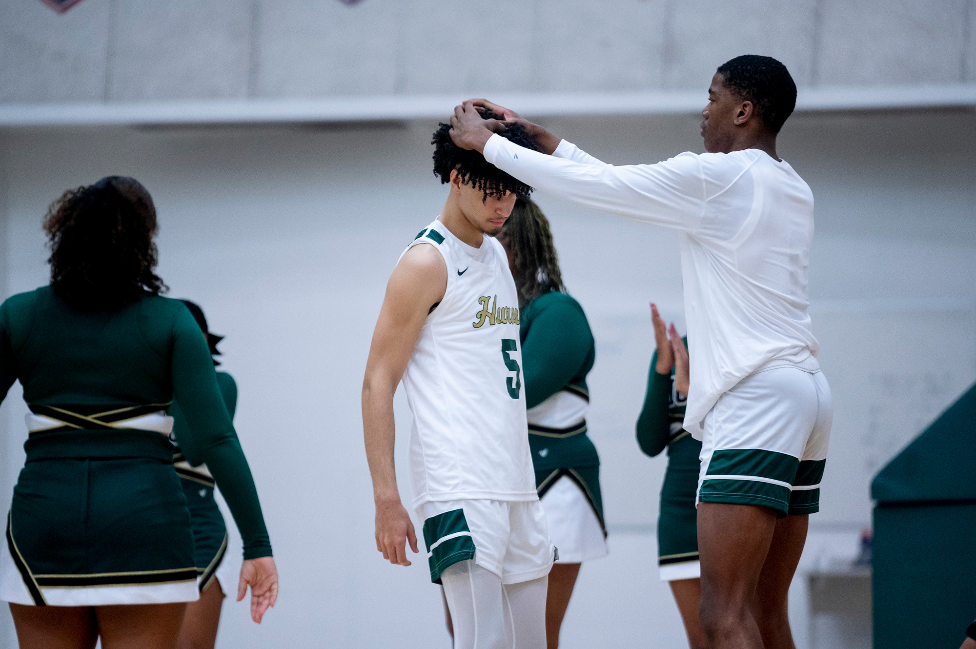 Ann Arbor Huron vs. Saline high school boys basketball - mlive.com