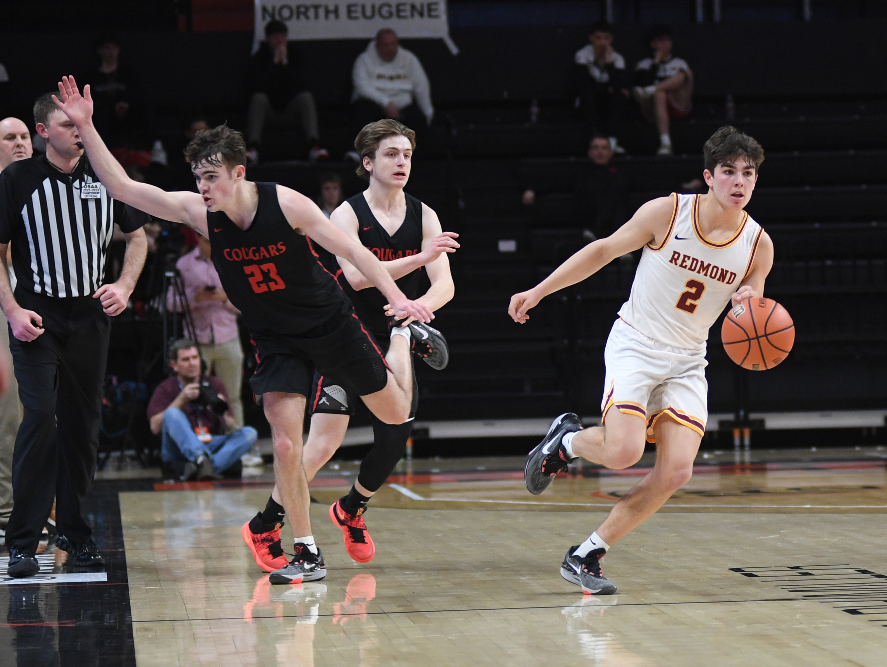 Boys basketball: Redmond Panthers vs Mountain View Cougars - oregonlive.com