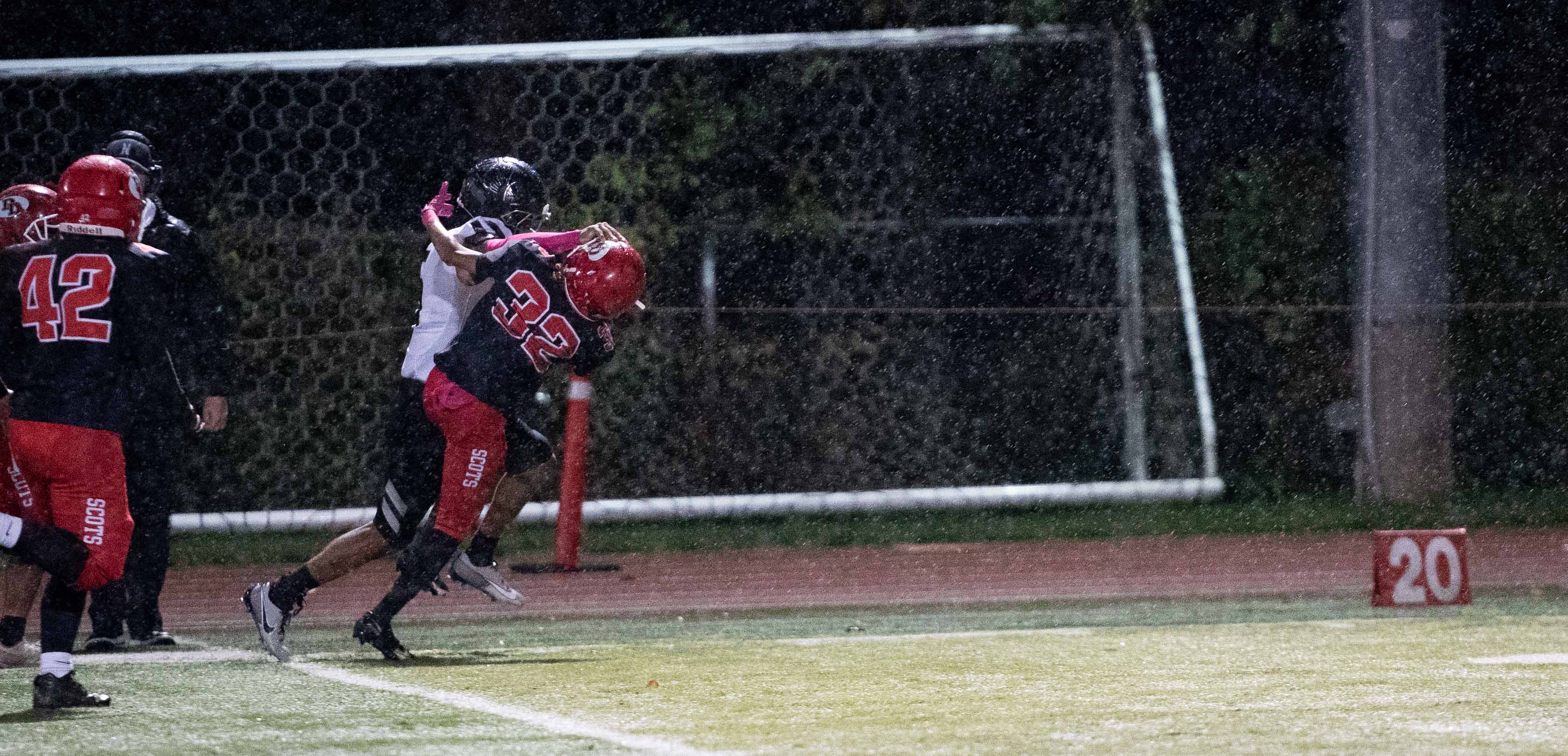 Oregon high school football: Nelson Hawks vs David Douglas Scots ...