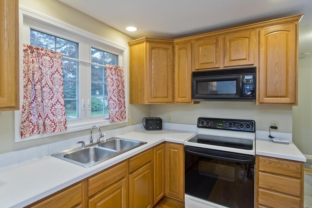 House of the Week: Wilbraham home has in-law apartment with private ...
