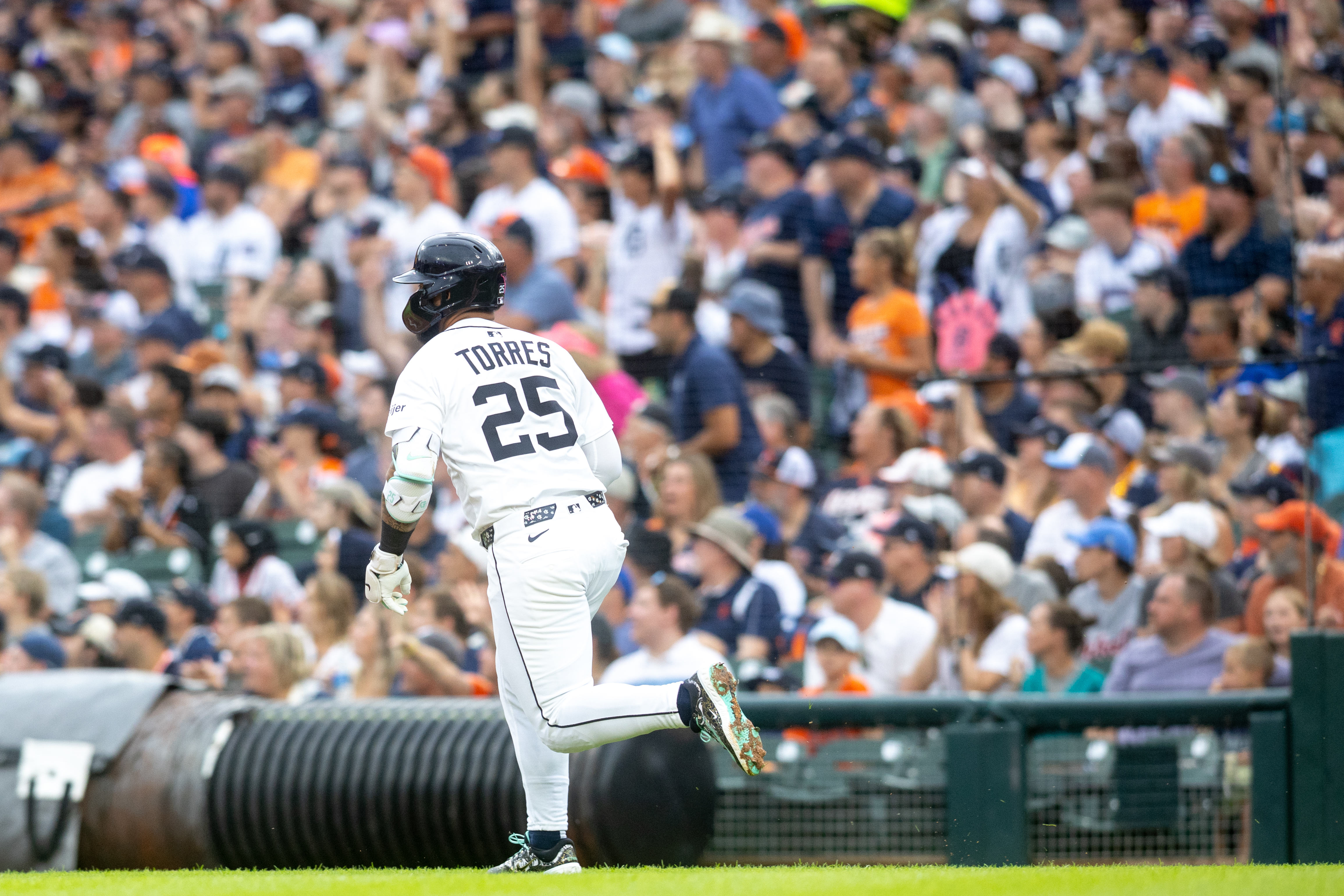 Detroit Tigers host Seattle Mariners in second game of home series ...