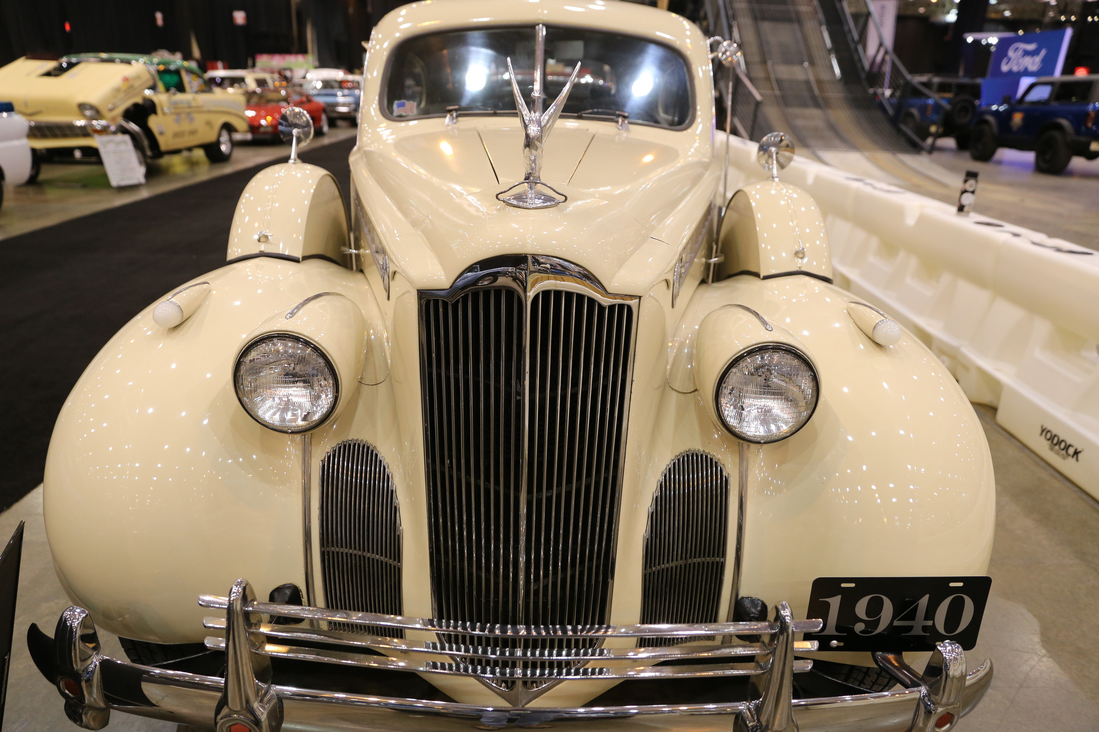 Classic cars on display at the 2022 Cleveland Auto Show - cleveland.com