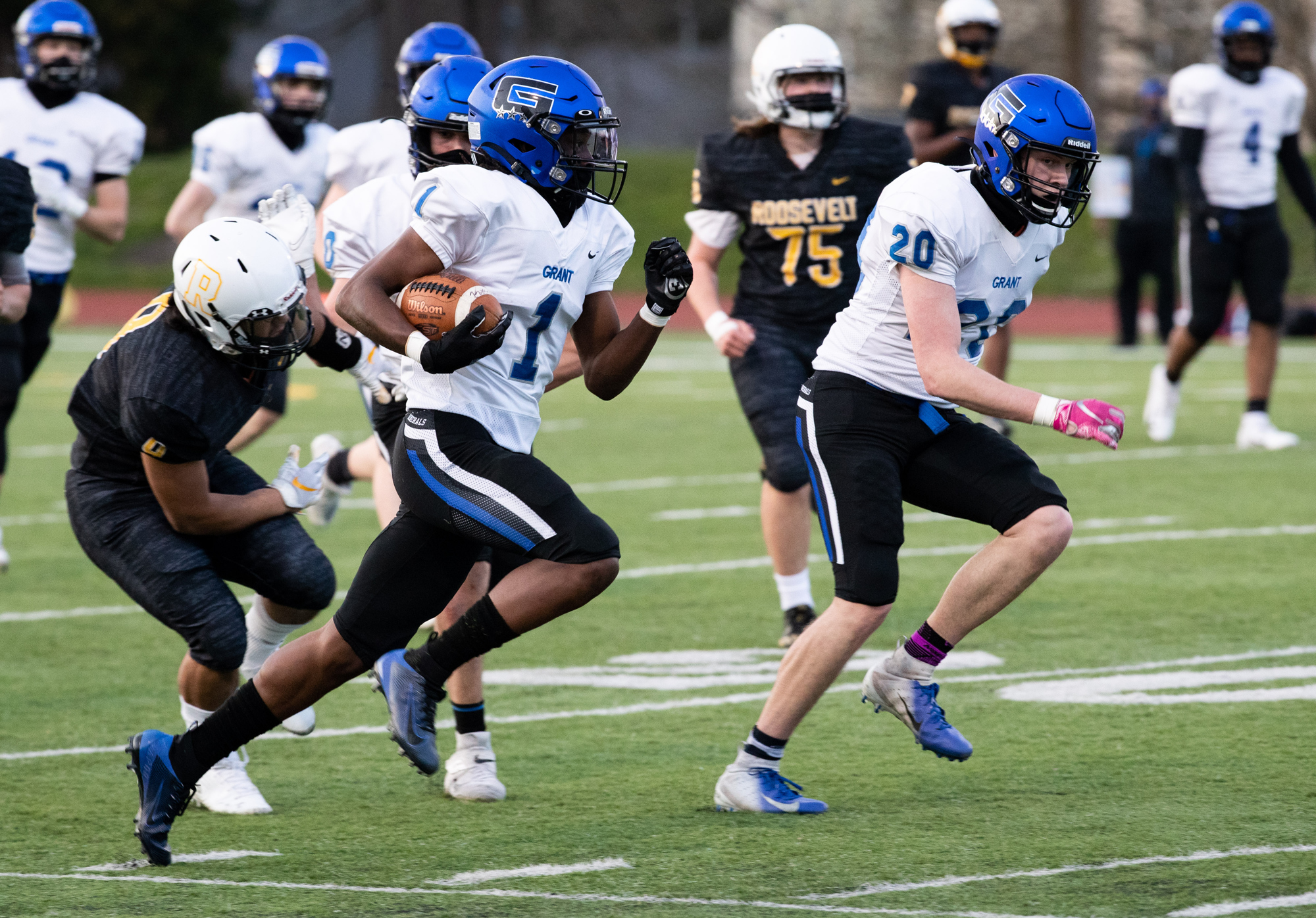 Oregon HS football: Grant Generals at Roosevelt Roughriders ...