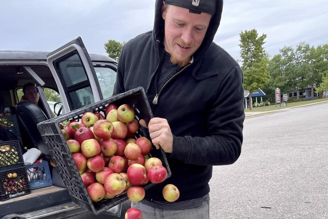 Bellaire cidery forages wild apples on Beaver Island - mlive.com