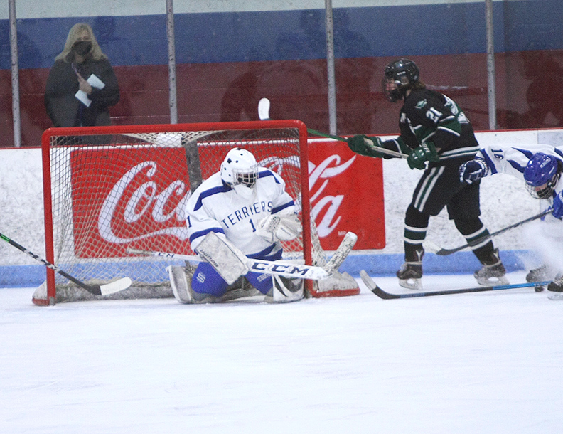 Minnechaug vs West Springfield Hockey 2/27/21 - masslive.com