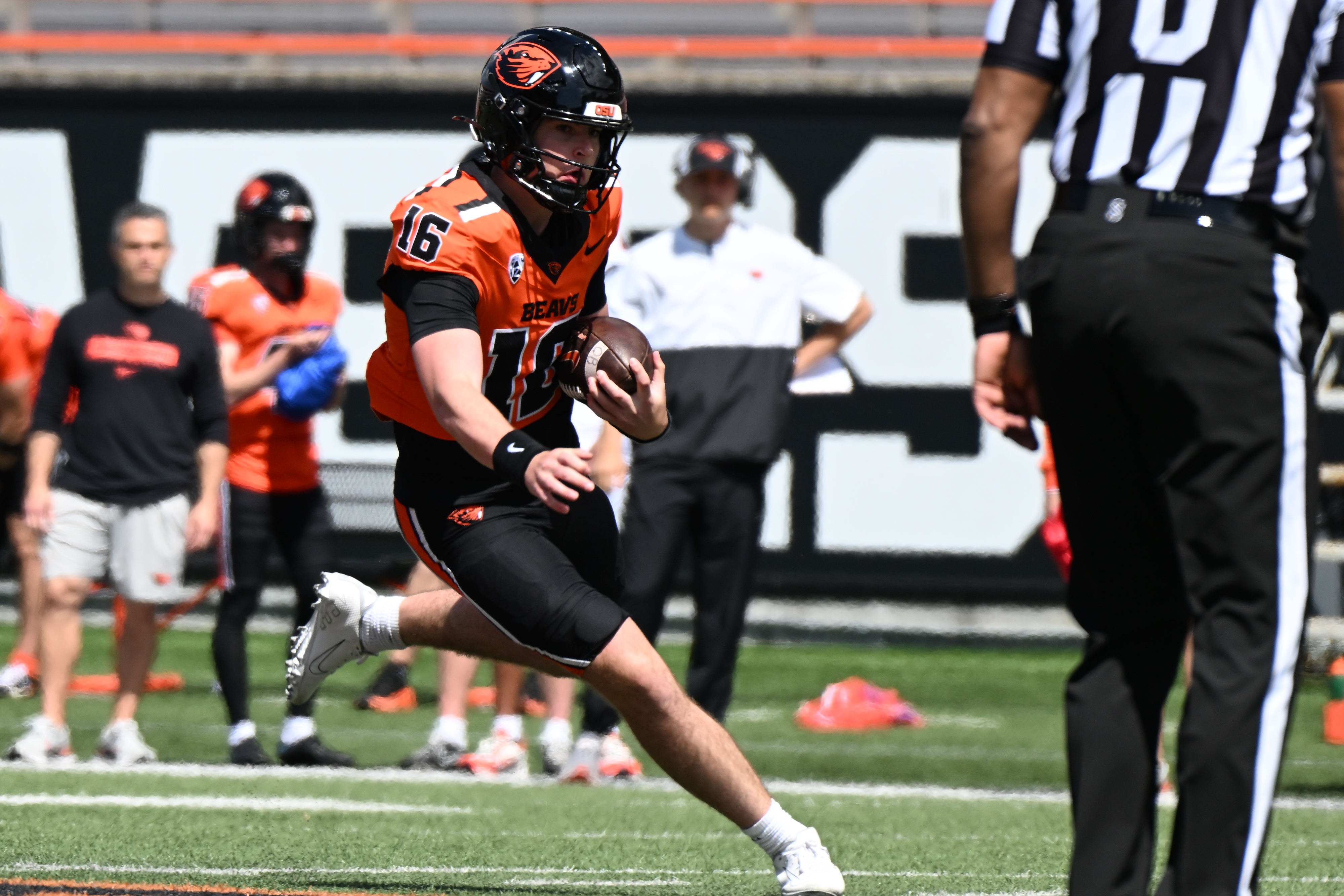Oregon State spring game - oregonlive.com