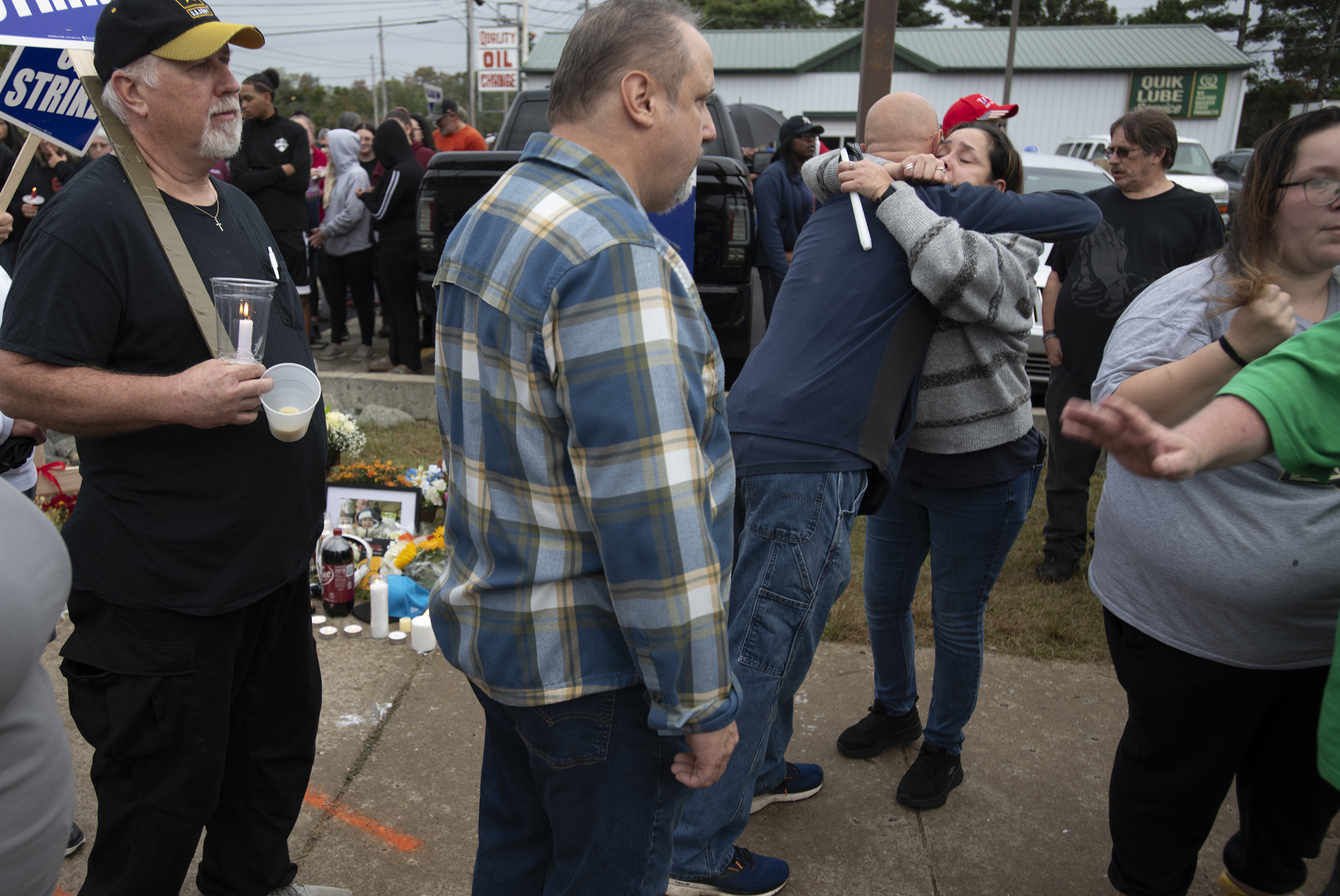 Candelight vigil for Eaton Aerospace workers involved in crash - mlive.com