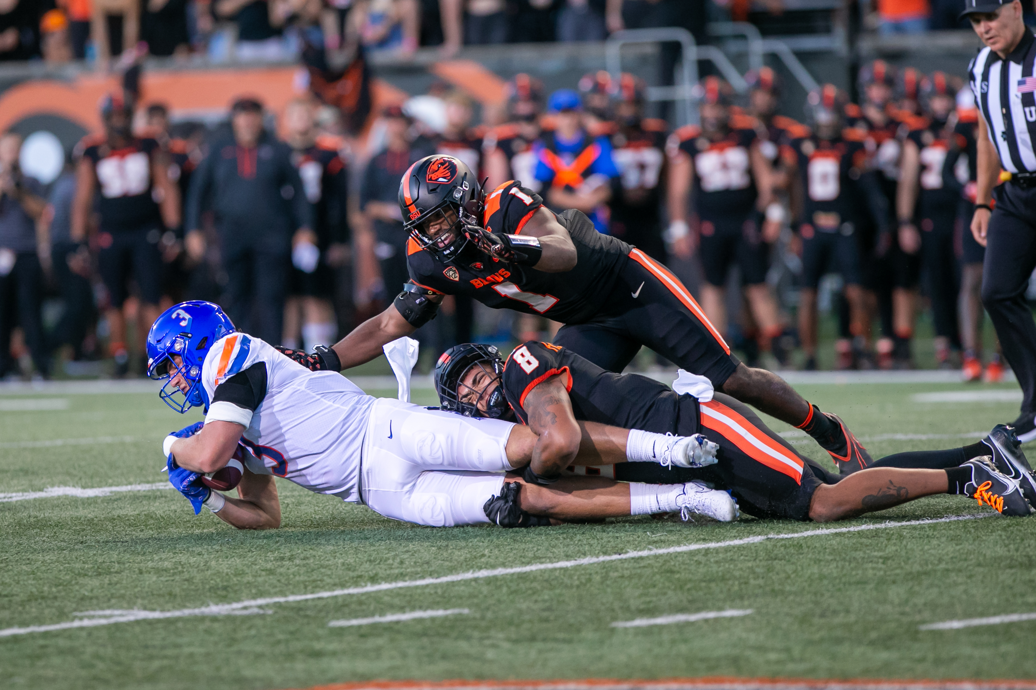 Oregon State Beavers vs. Boise State Broncos: Sept. 3, 2022 ...