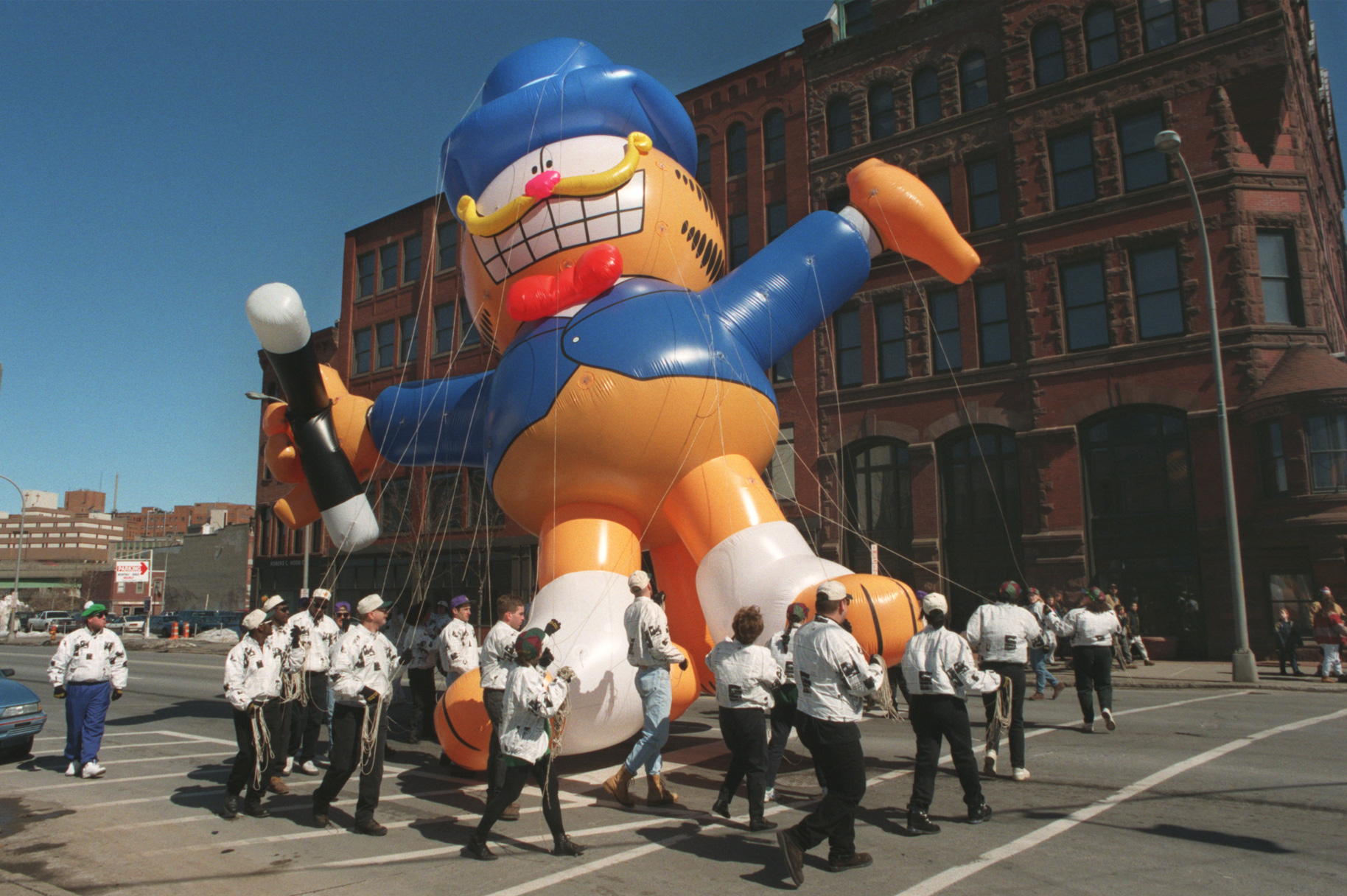 Syracuse Newspapers helium balloons for St. Patrick's Parade - syracuse.com