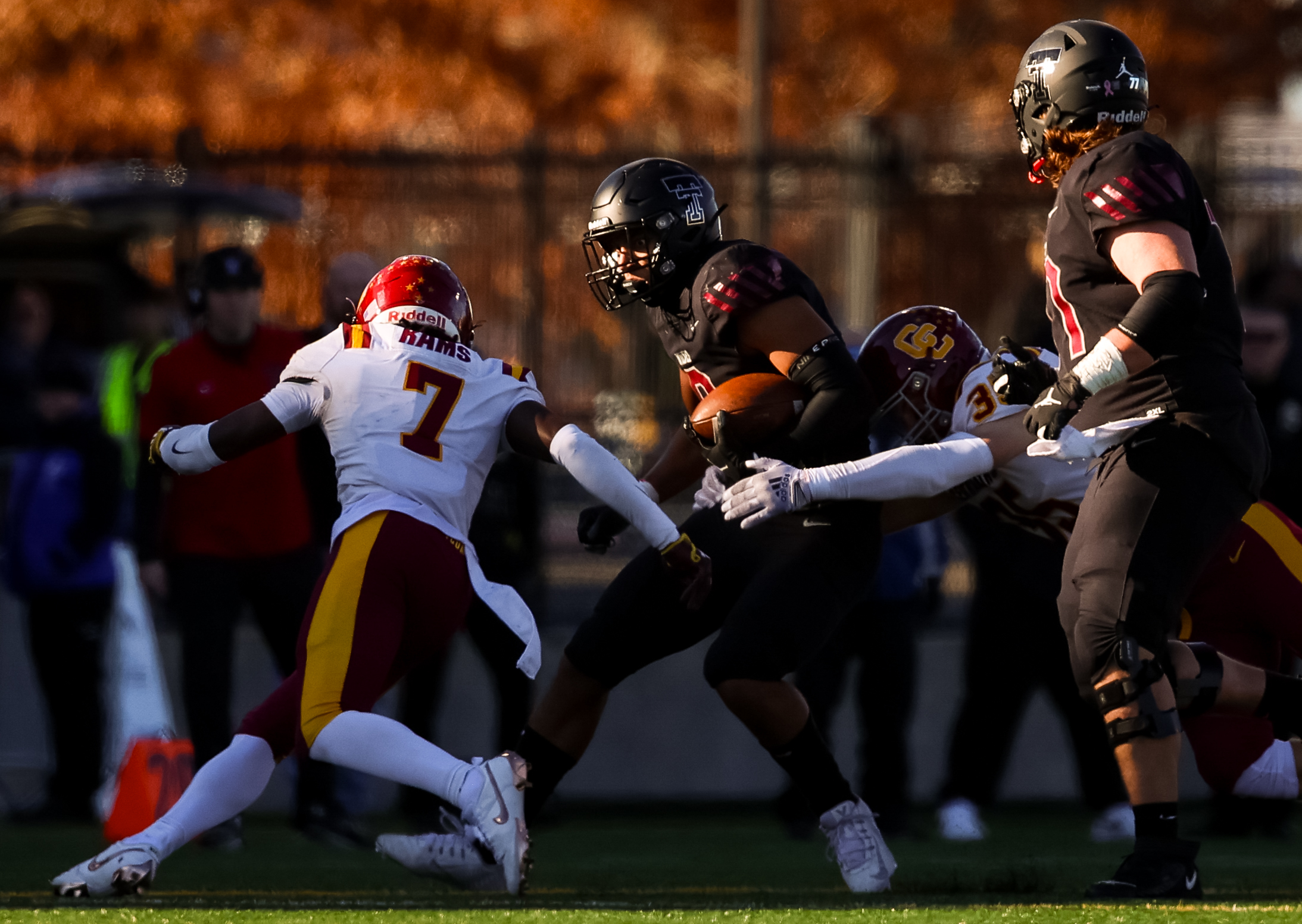 OSAA Class 6A football state championship game: Central Catholic Rams ...