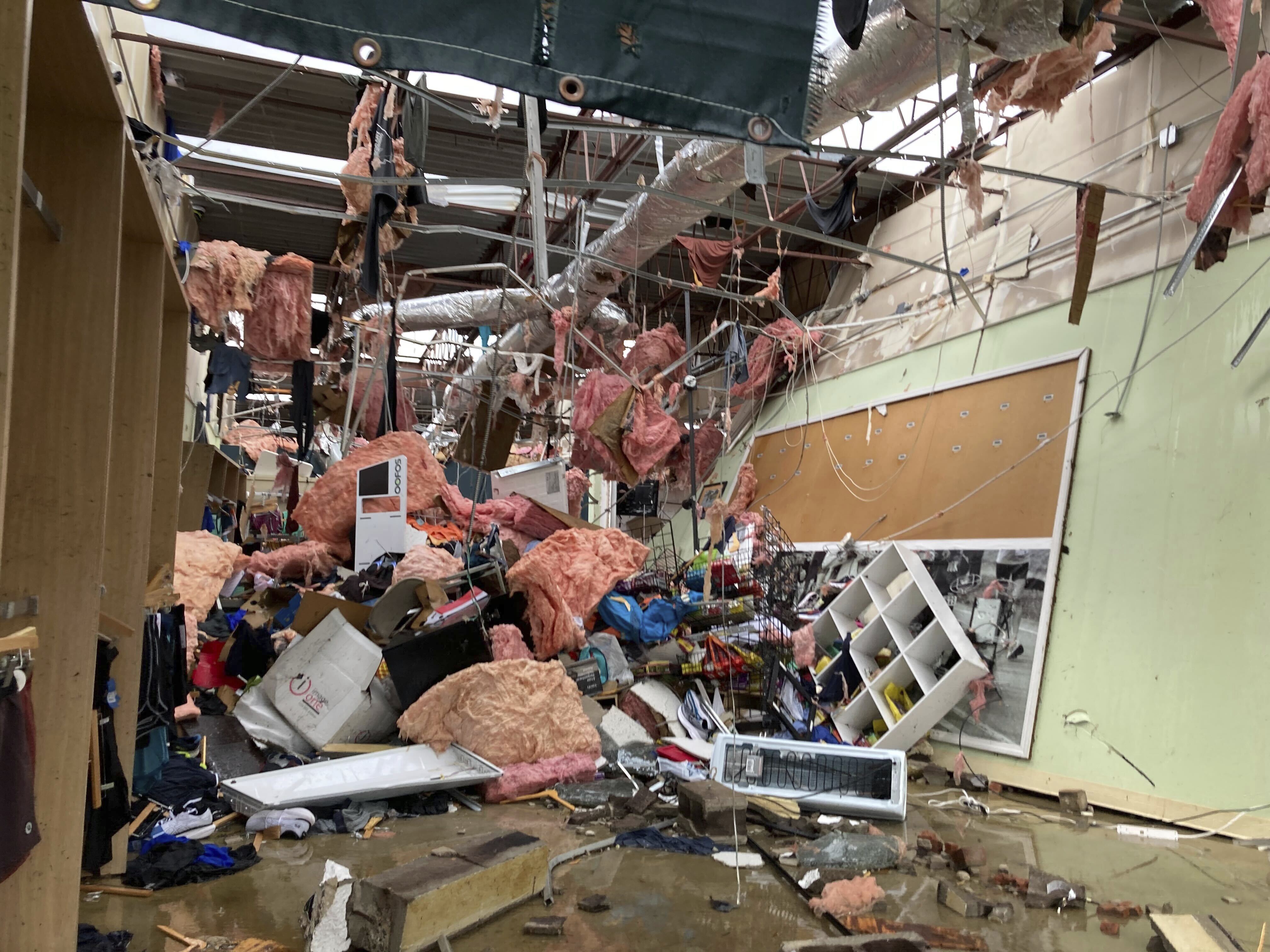 Storms strike Arkansas, Illinois, Indiana; 7 reported dead - masslive.com