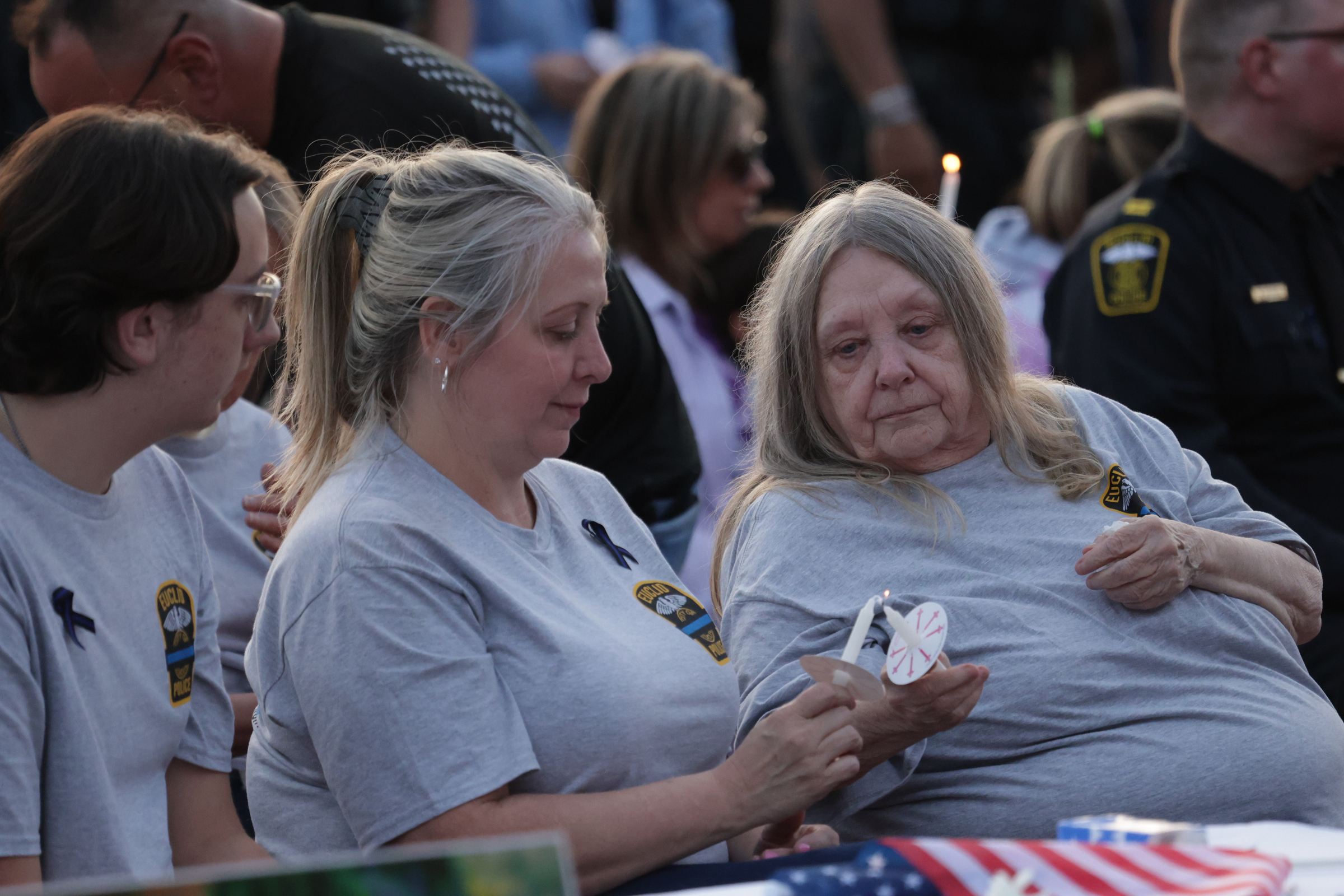 Candlelight vigil for Euclid police officer Jacob Derbin - cleveland.com