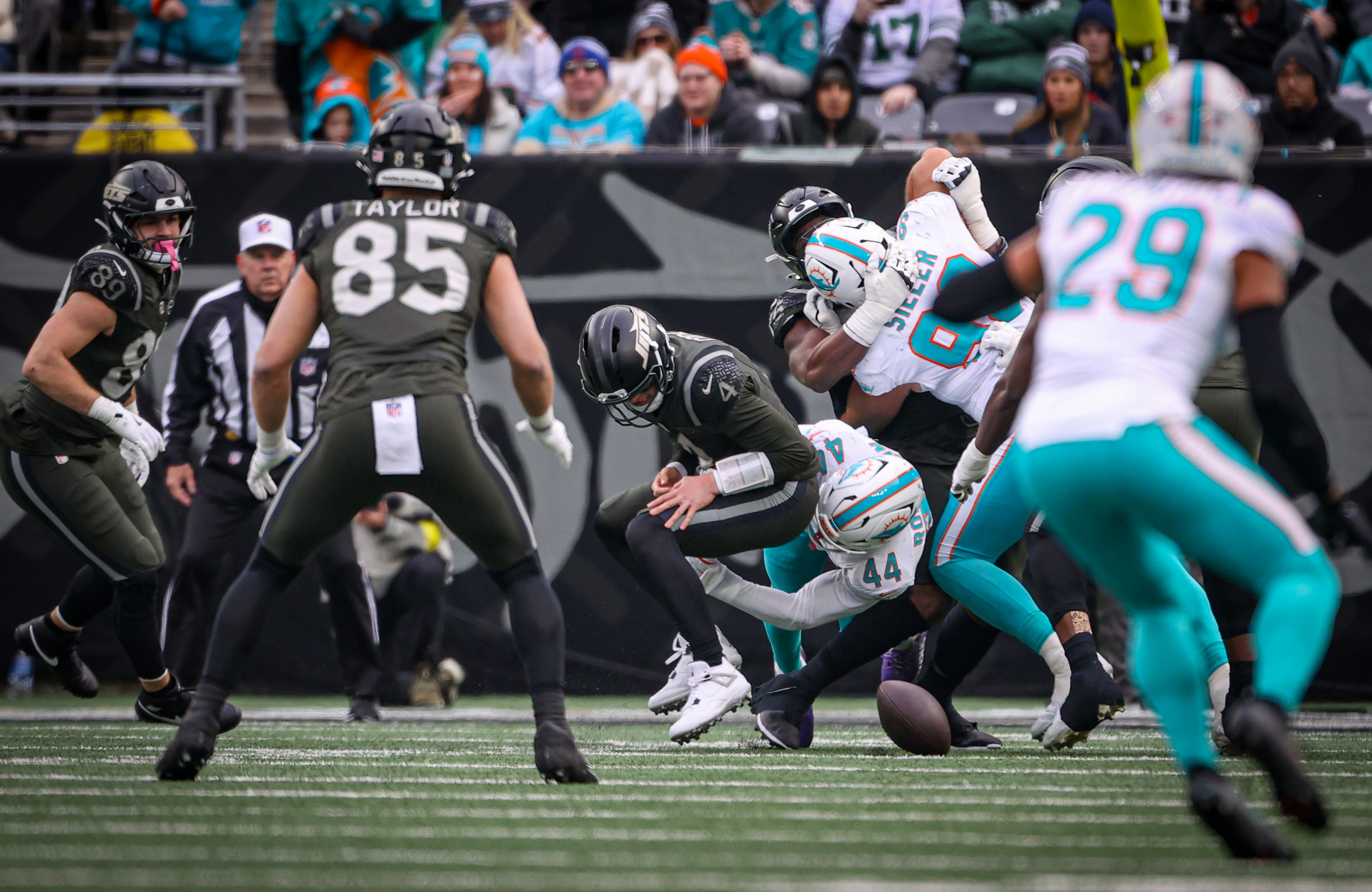 NFL Week 14: Miami Dolphins at New York Jets - nj.com