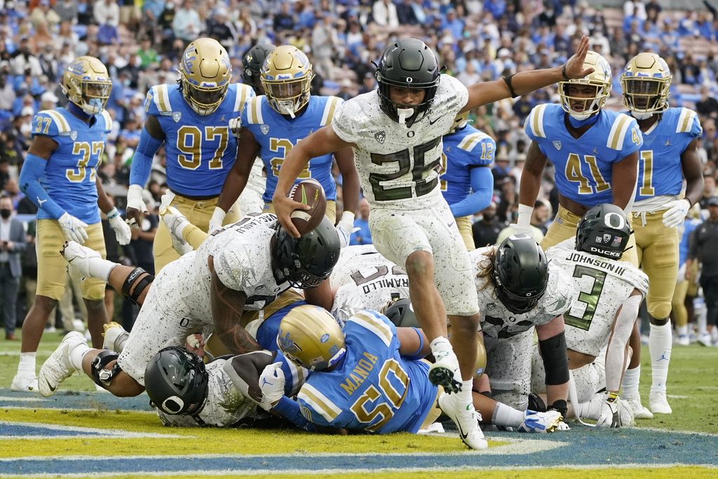 No. 10 Oregon Ducks football at UCLA Bruins - oregonlive.com