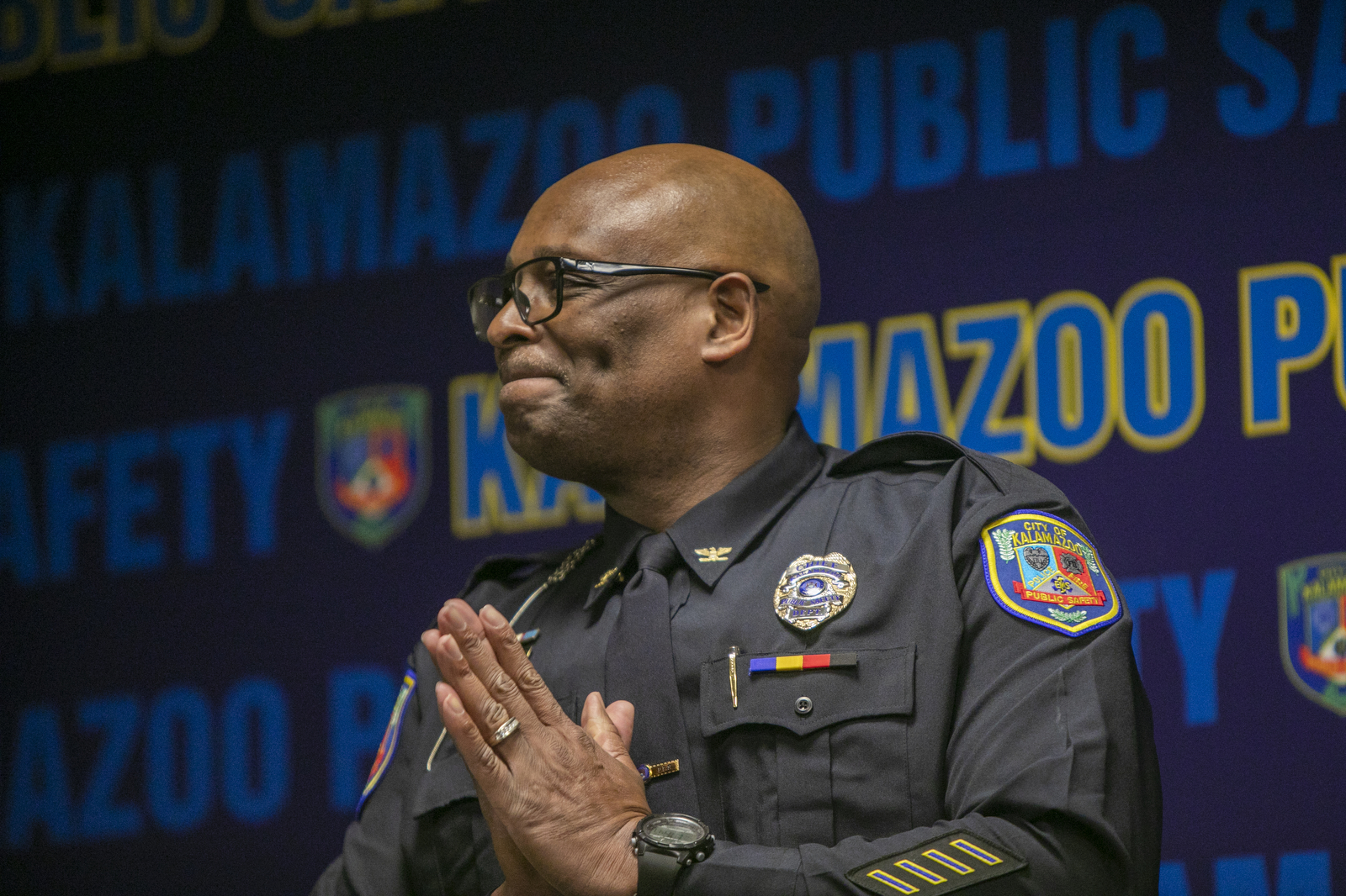 Kalamazoo Police Captain awarded the Above and Beyond the Call of Duty ...