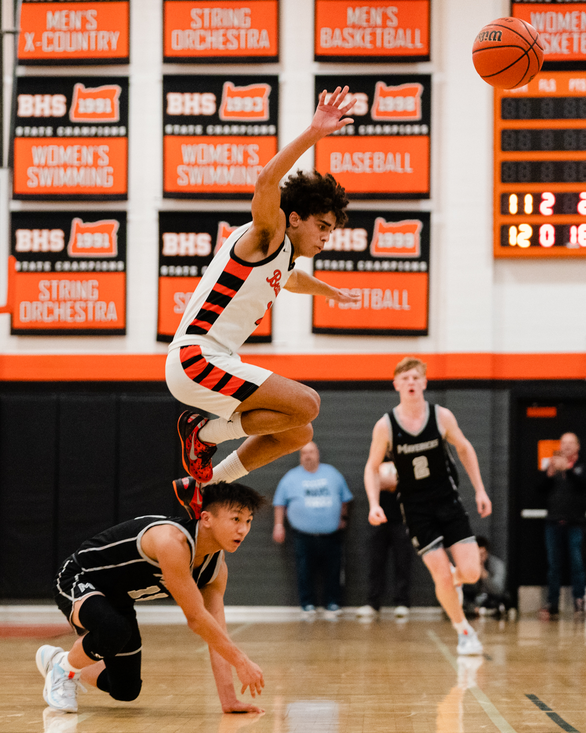 Boys basketball: Mountainside Mavericks vs. Beaverton Beavers ...