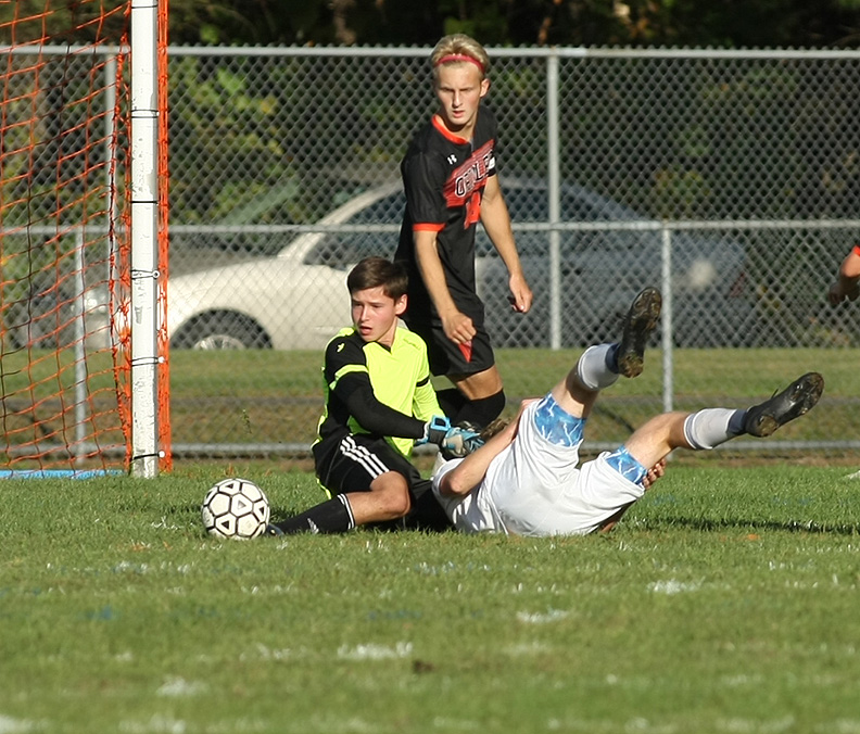 West Springfield vs Belchertown boys Soccer 10/8/21 - masslive.com