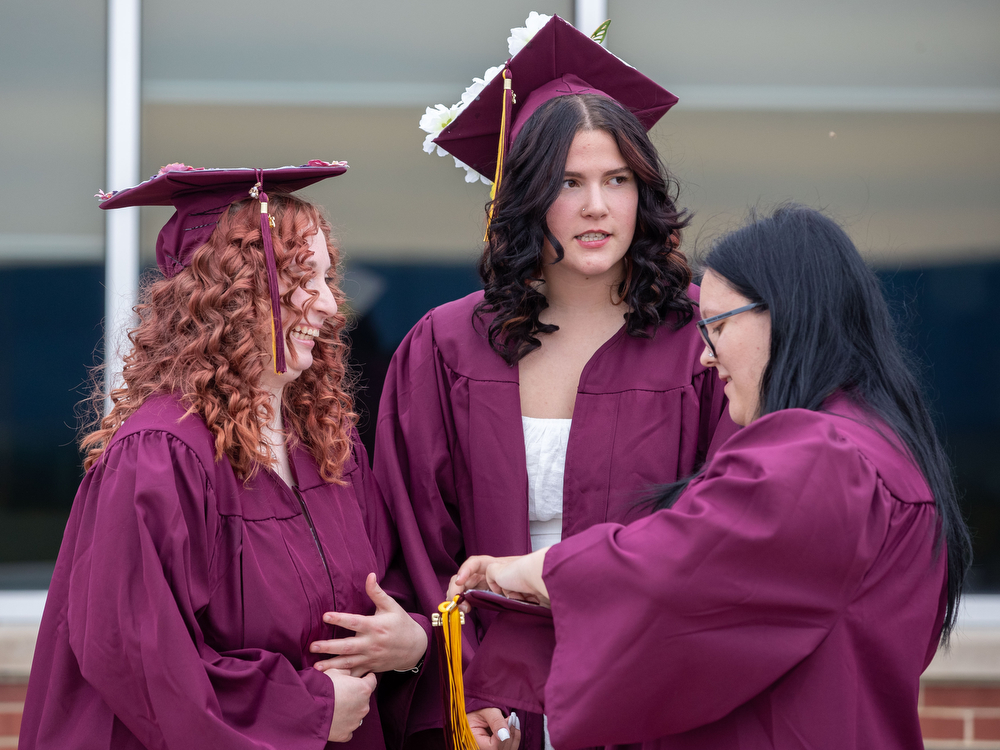 Big Spring High School Commencement Friday night - pennlive.com