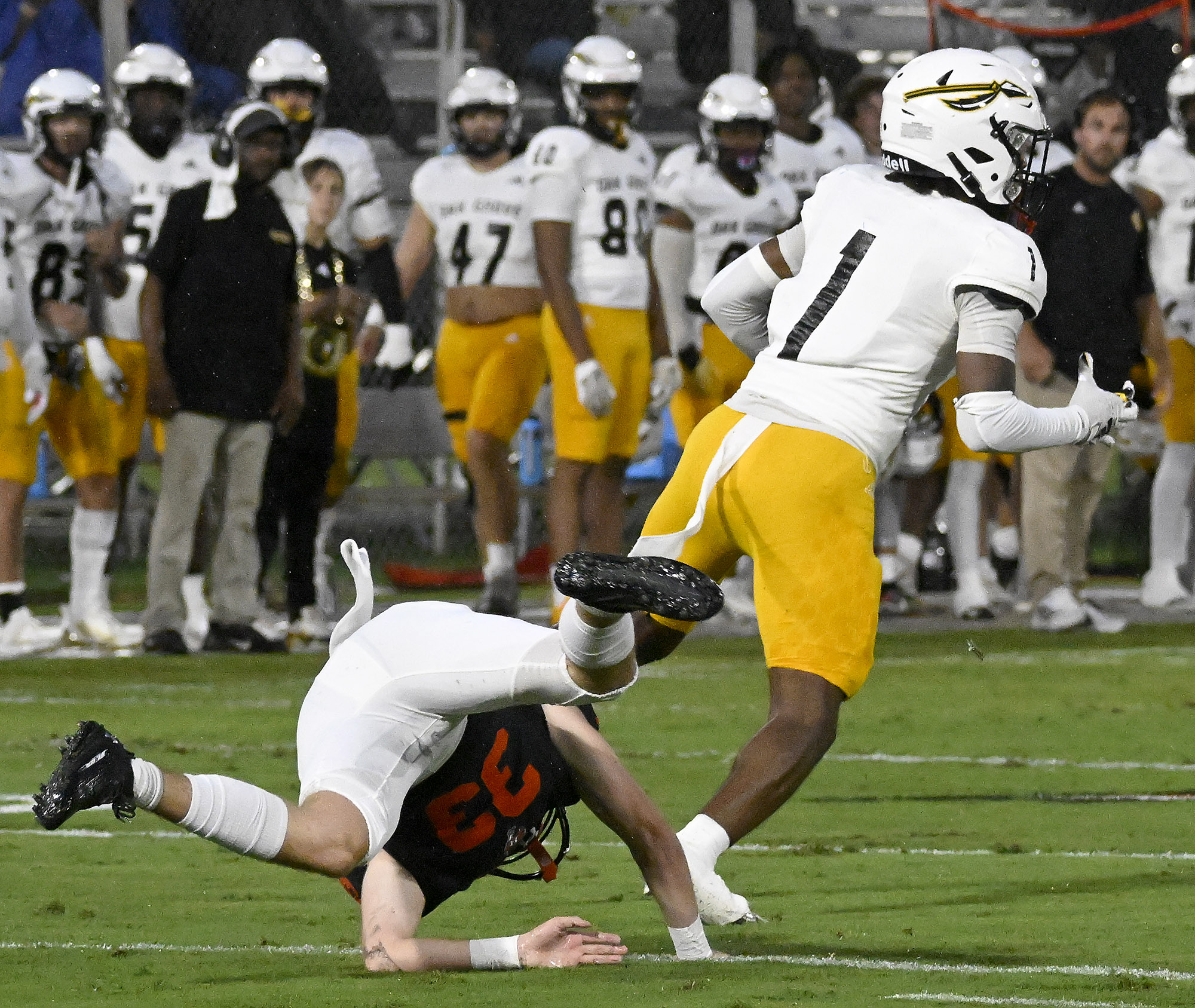 Oak Grove (MS) vs. Hoover Football - al.com