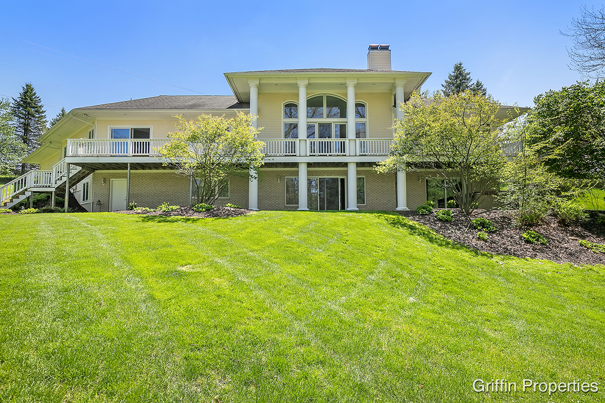 Walkout ranch with high ceilings, hot tub and tranquility listed for ...