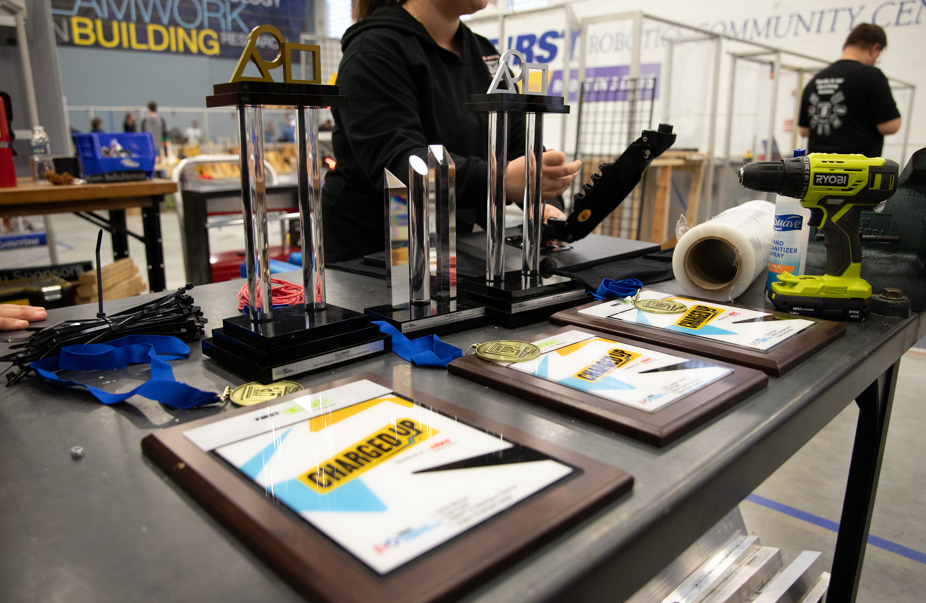 See photos of robotics state champions Metal Muscle as they prepare for ...