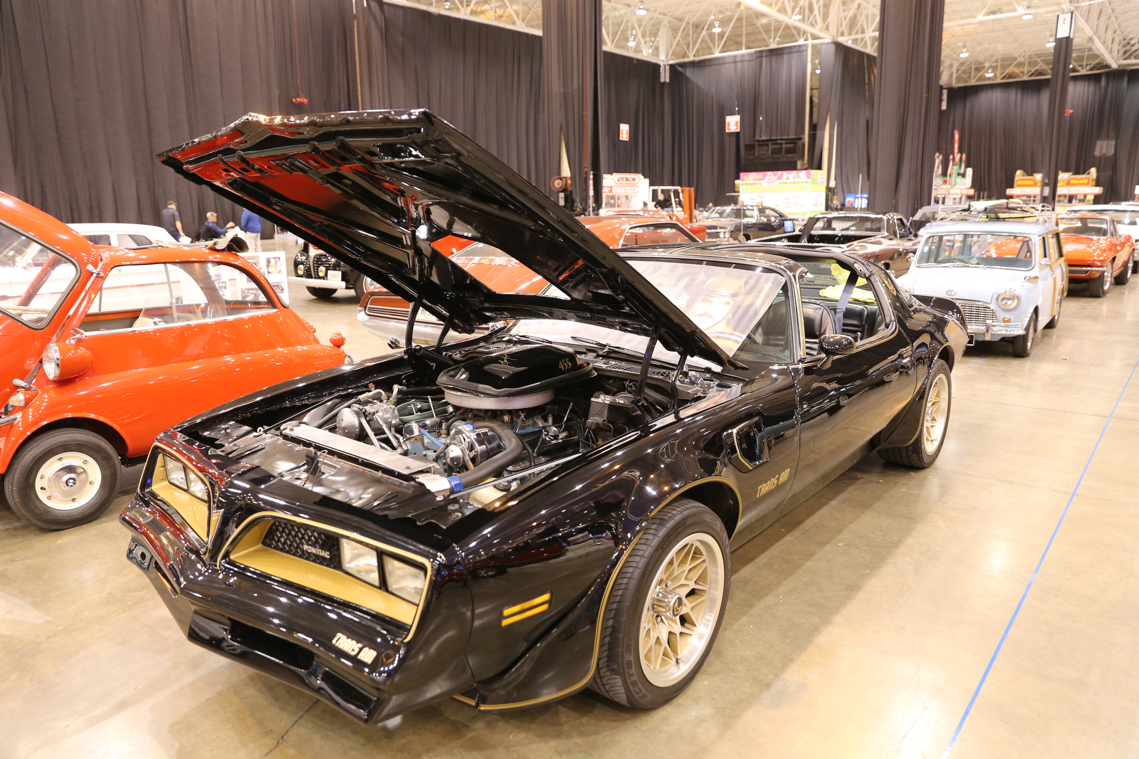 Classic cars on display at the 2022 Cleveland Auto Show - cleveland.com