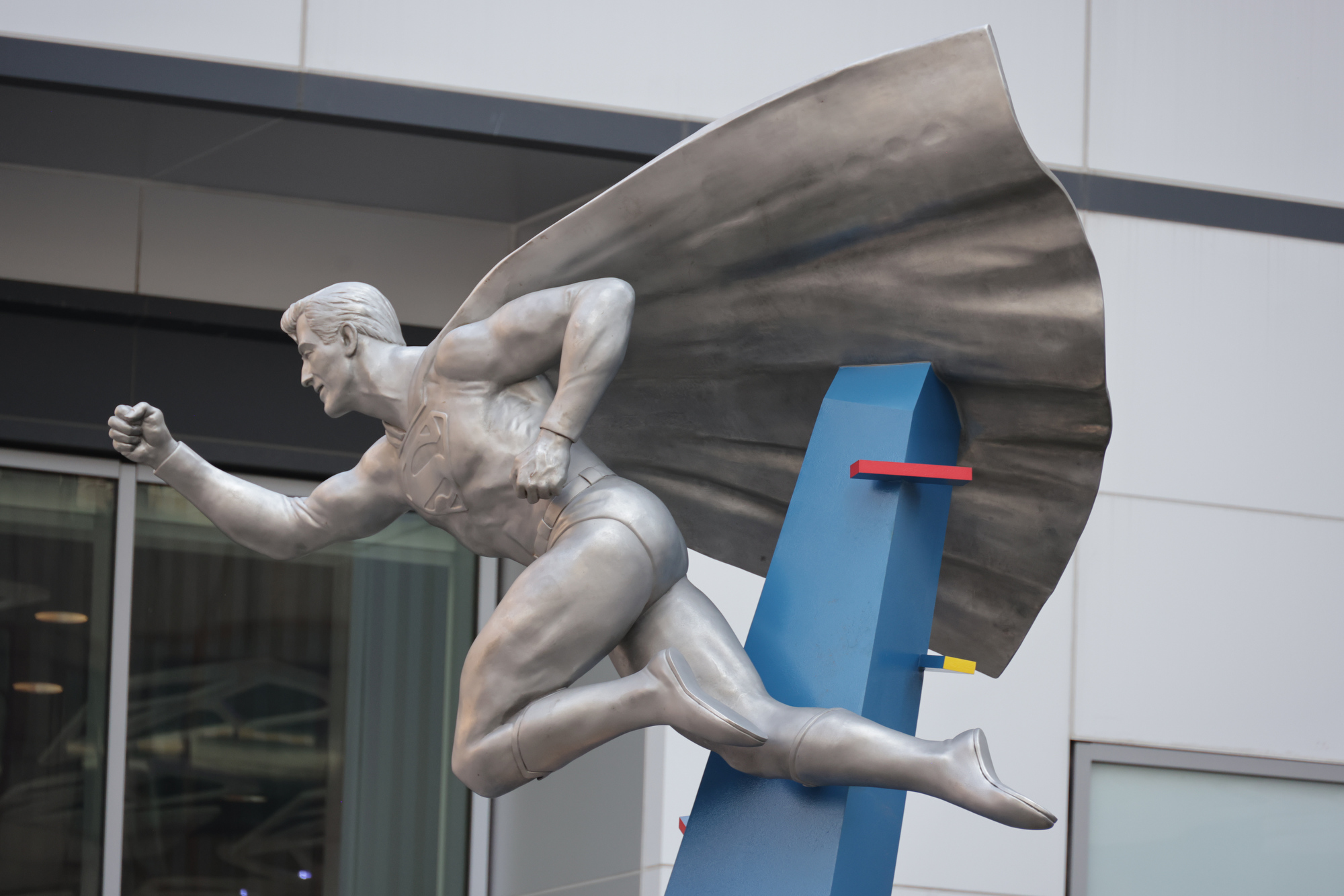 Superman statue unveiled in Cleveland - cleveland.com