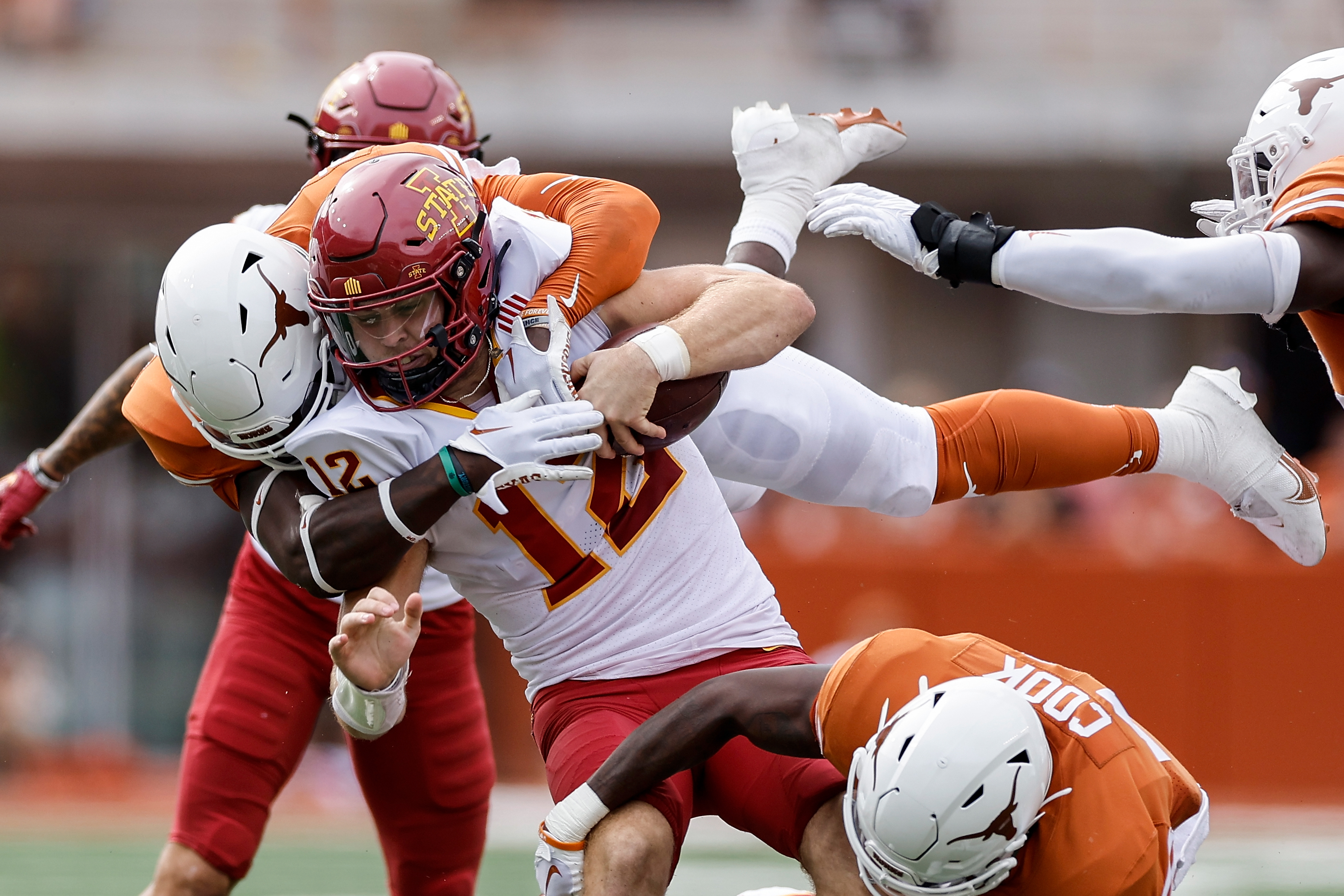 DeMarvion Overshown LB, Texas - cleveland.com