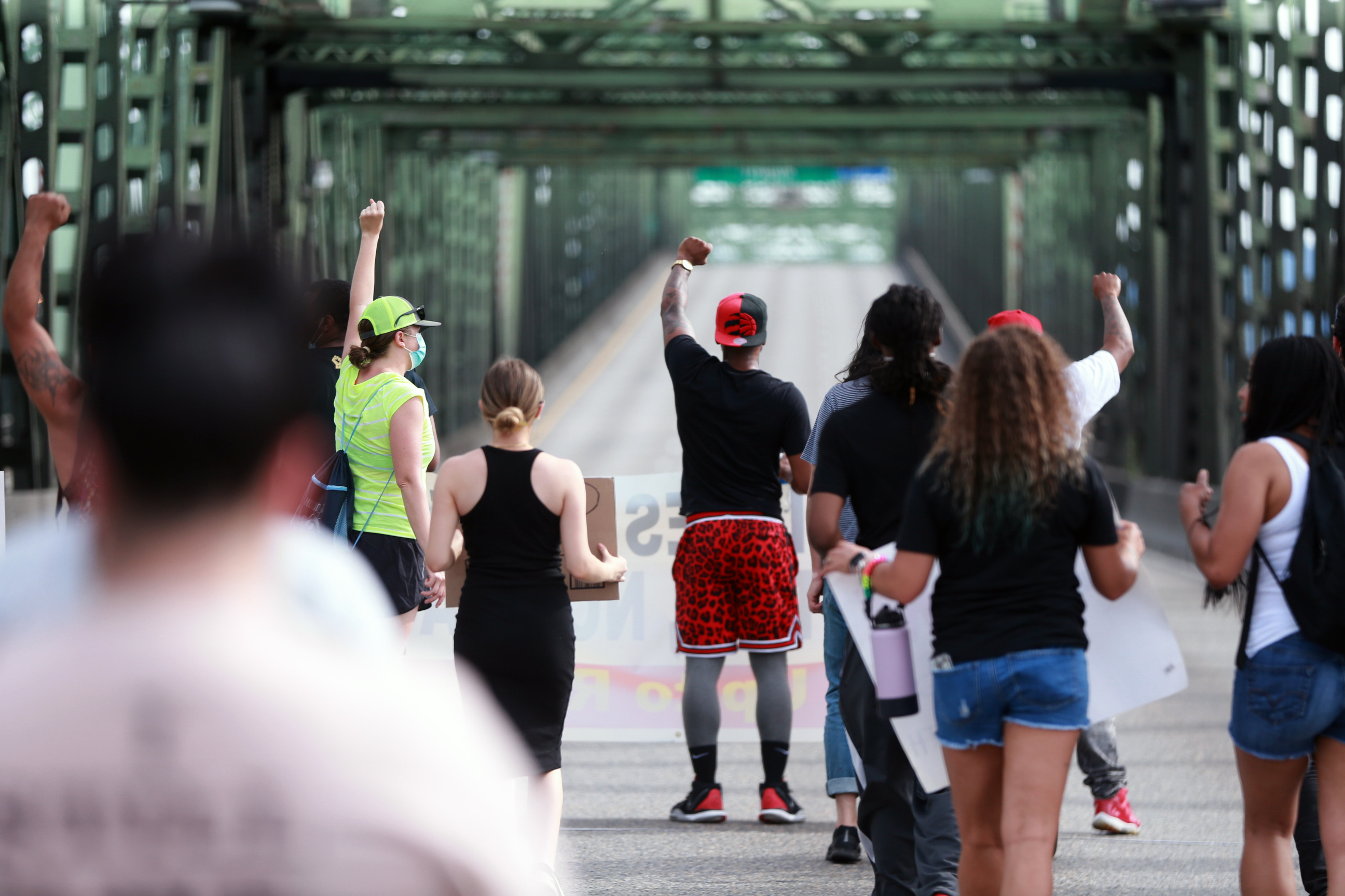 Protesters march on Interstate Bridge - oregonlive.com
