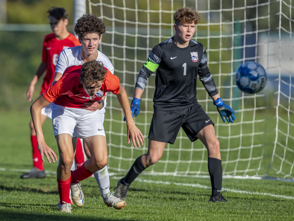 Central Dauphin shuts out Red Land 5-0 in boys soccer - pennlive.com