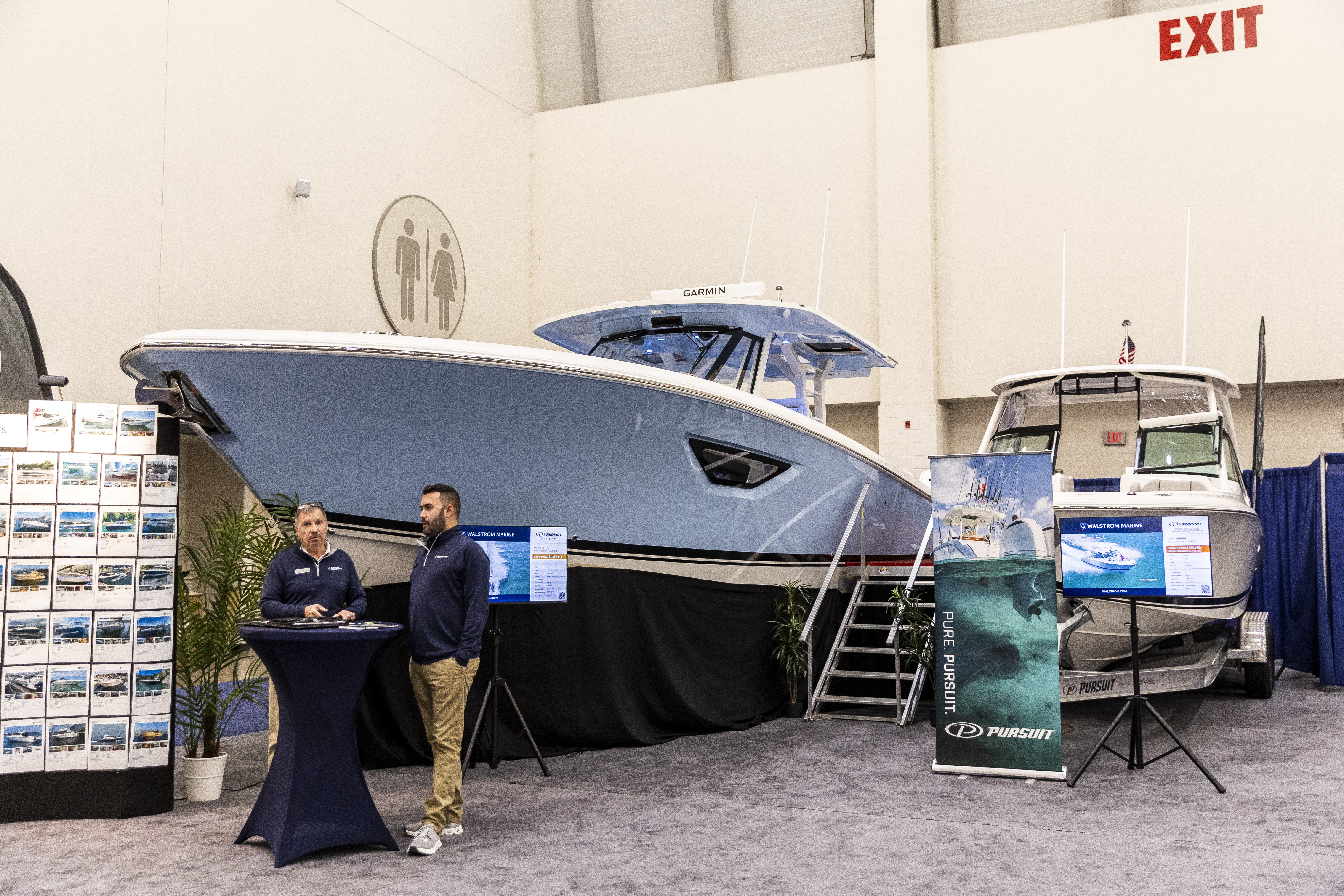 $1.8M luxury yacht earns ‘Queen of the Show’ at 2026 Grand Rapids Boat ...