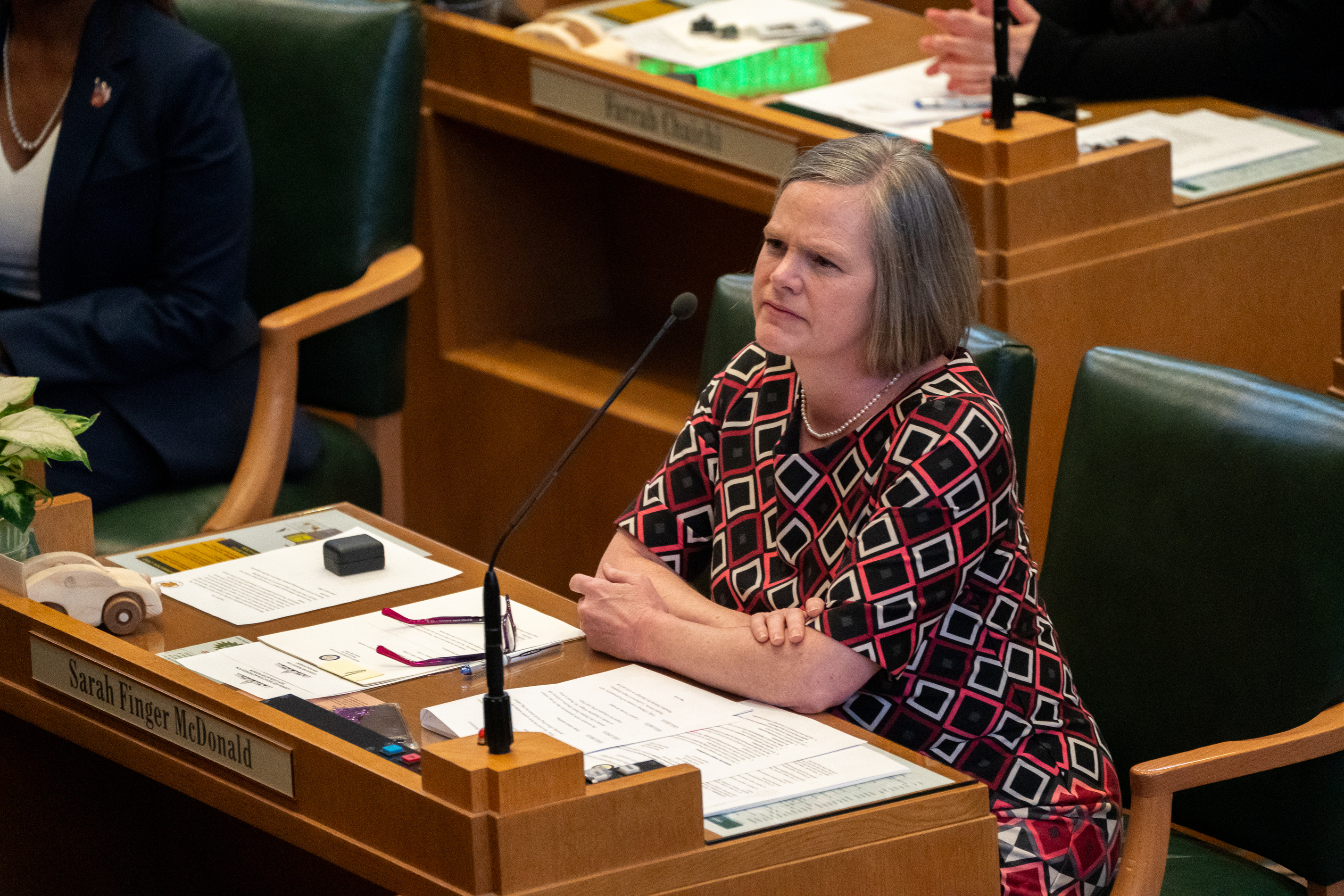 Oregon lawmakers sworn in at Salem Capitol January 2025 - oregonlive.com