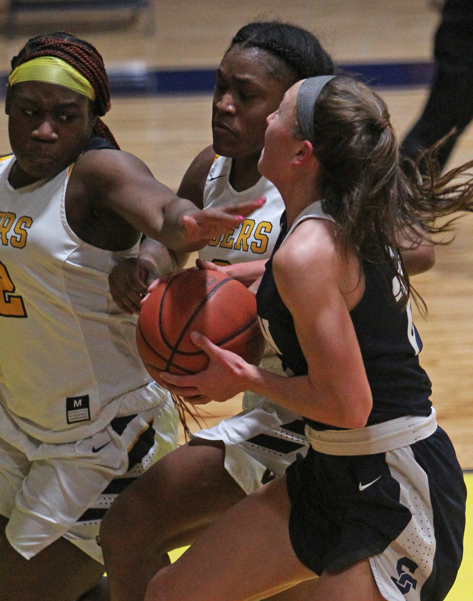 Solon at Warrensville Heights girls basketball, January 19, 2021 ...