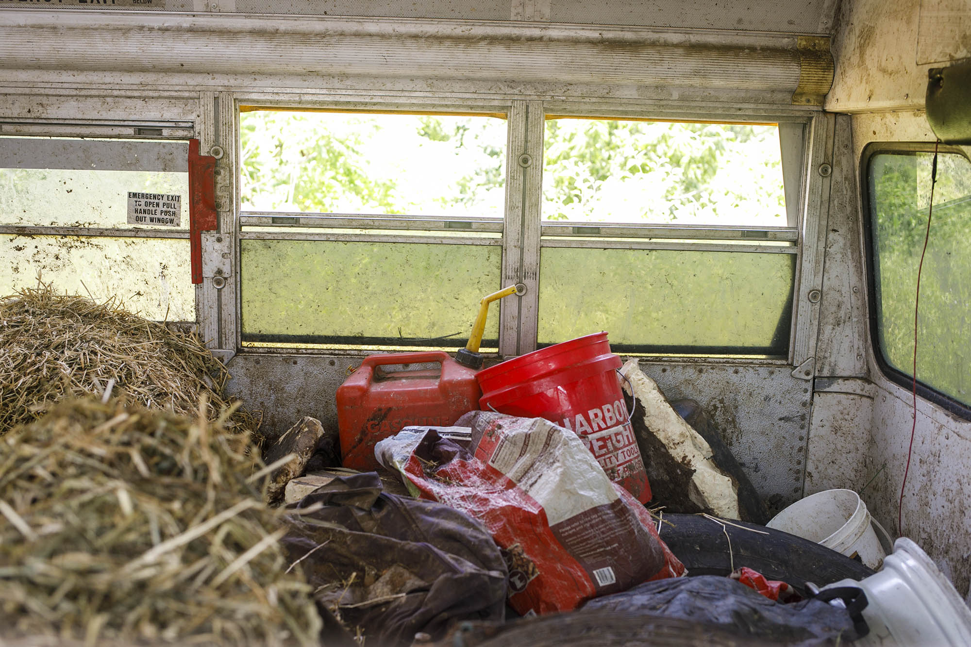 Animal filled school bus and makeshift trailer found in Adams County ...