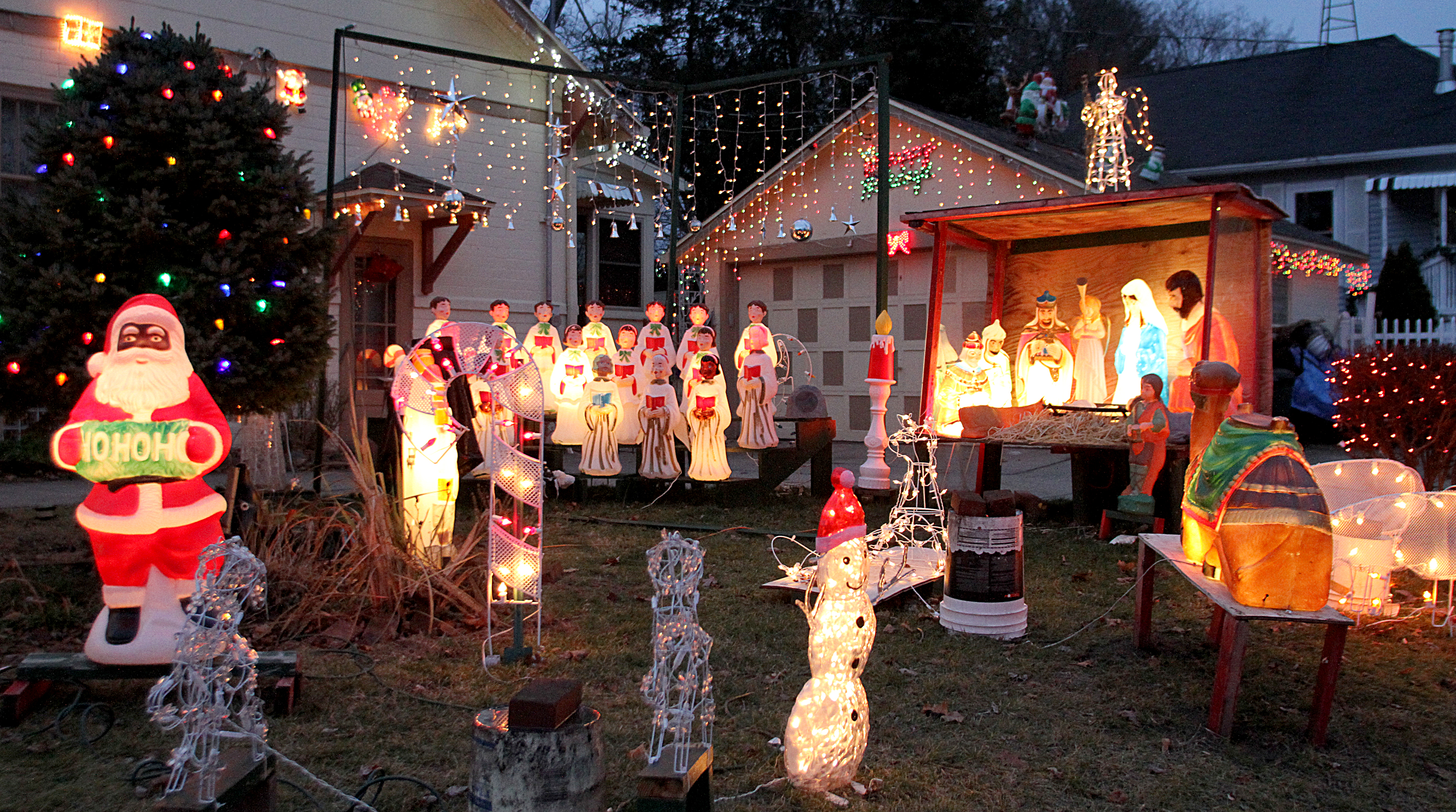 Easy Christmas Light Displays