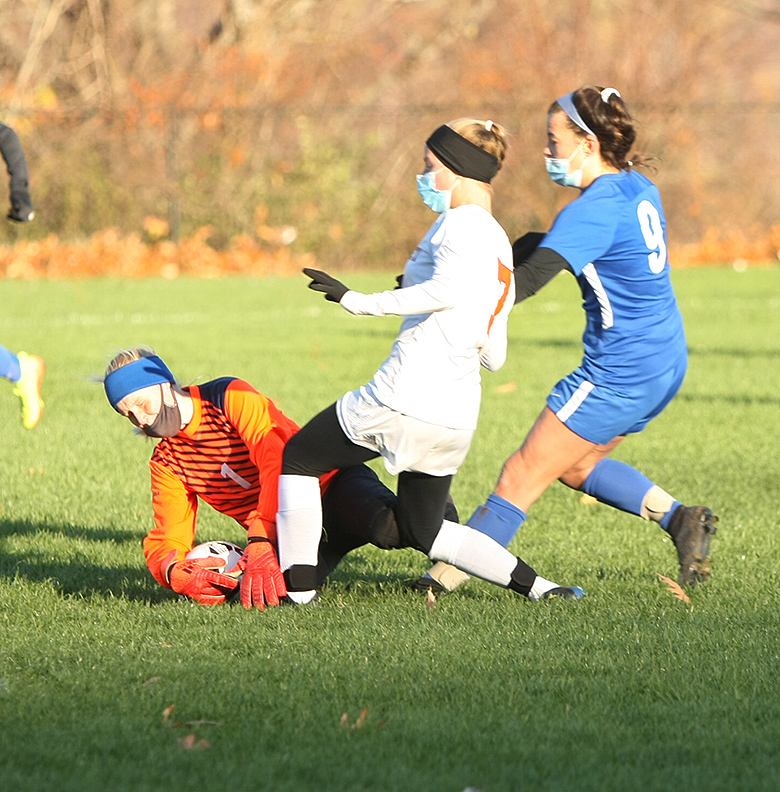 South Hadley vs Monson girls soccer 11/2/20 - masslive.com