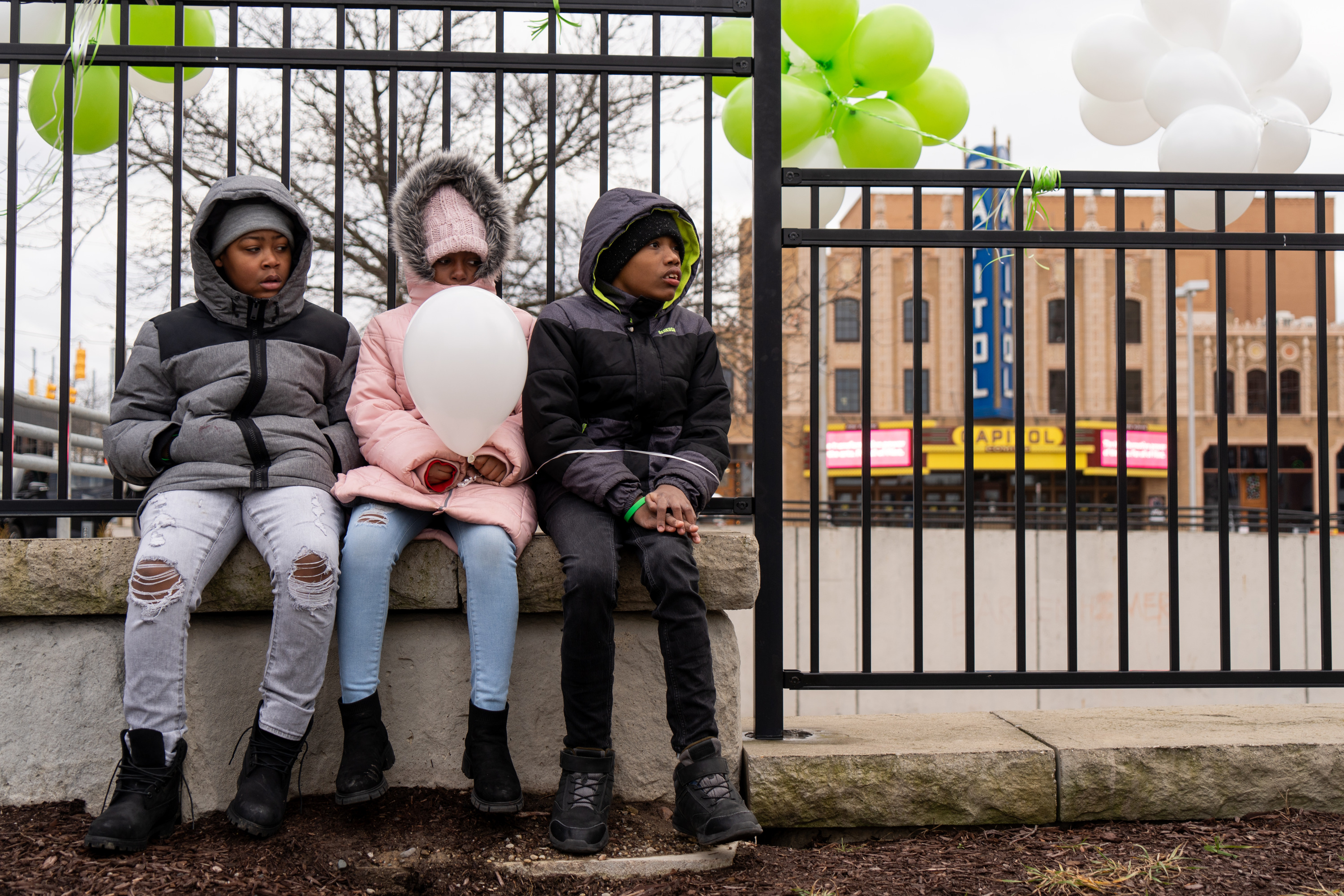 'Release to Healing': 200 balloons soar into the sky as Flint lets go ...