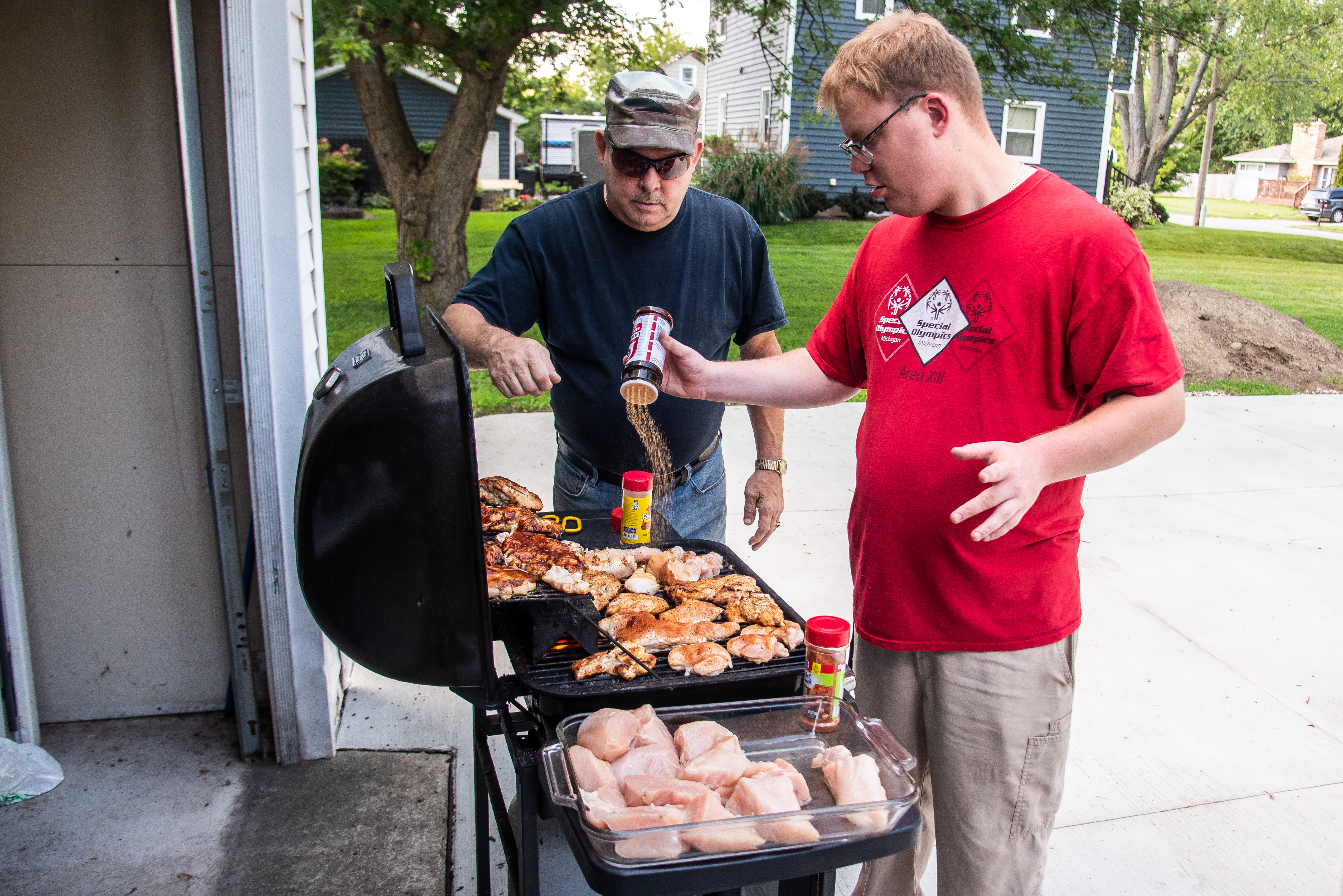 ‘Foot in both worlds’: Grand Blanc resident finds confidence in ...