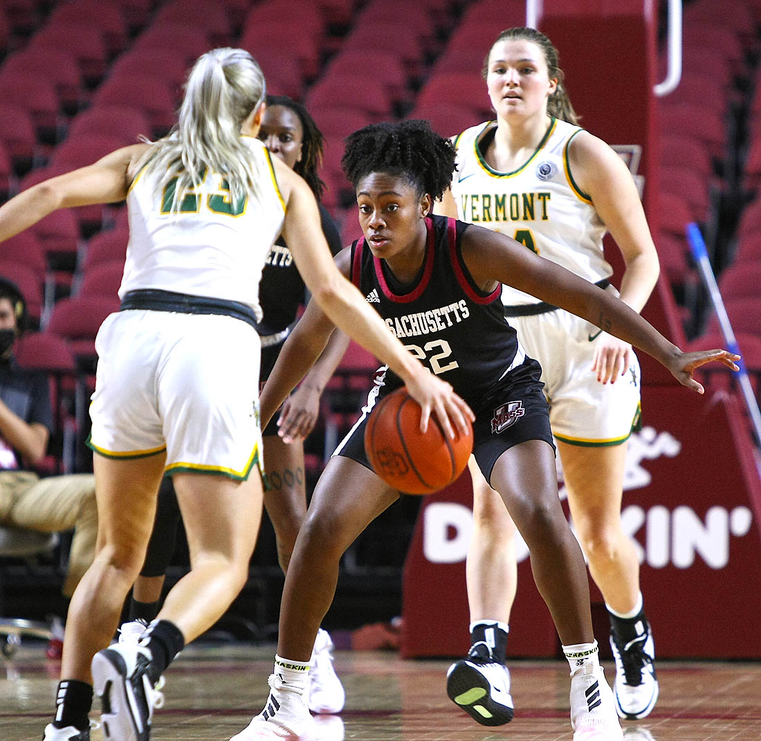 UMass Women's Basketball vs Vermont 12/19/21 - masslive.com