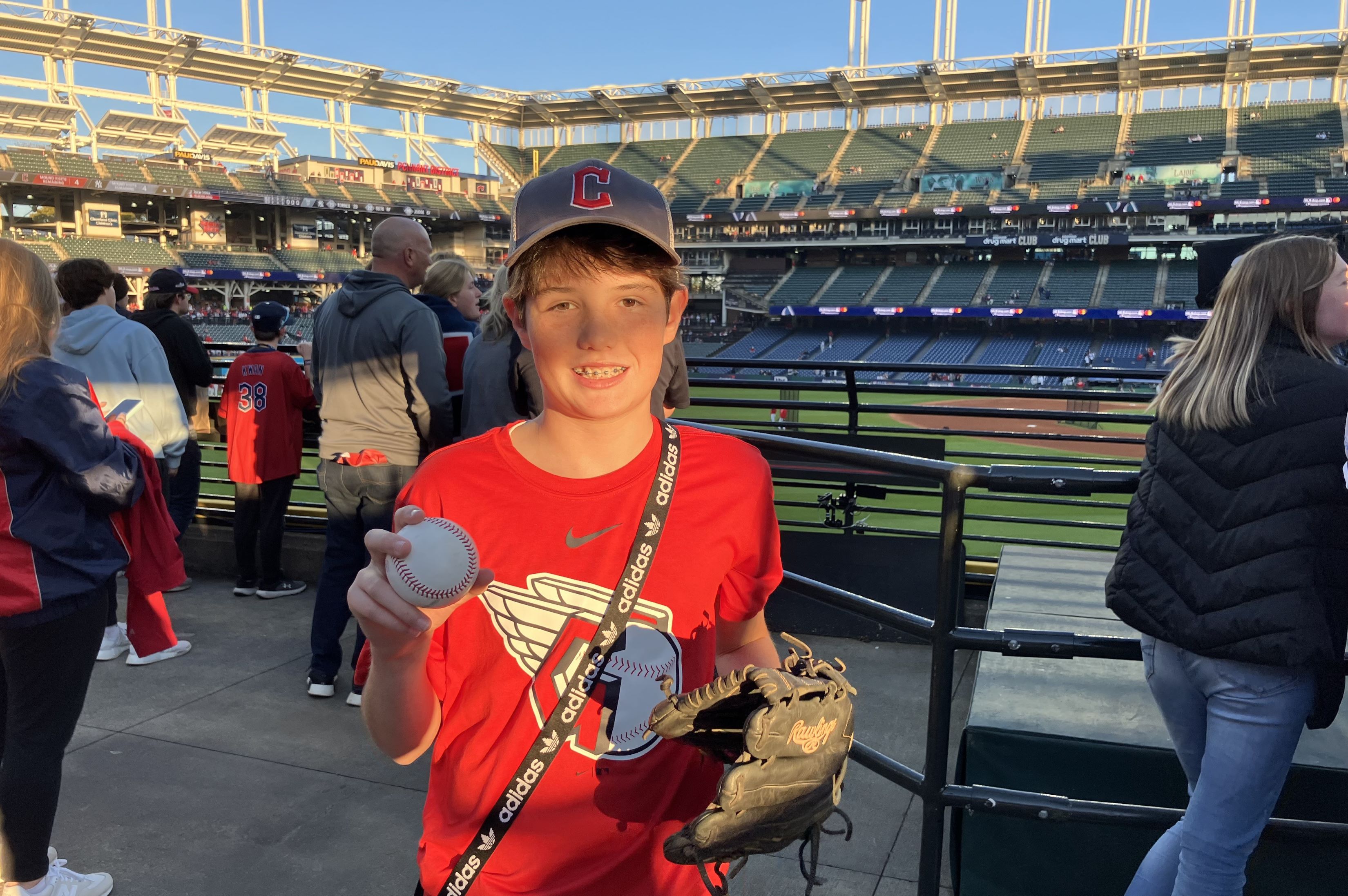 ALCS Game 5 sights and sounds - cleveland.com