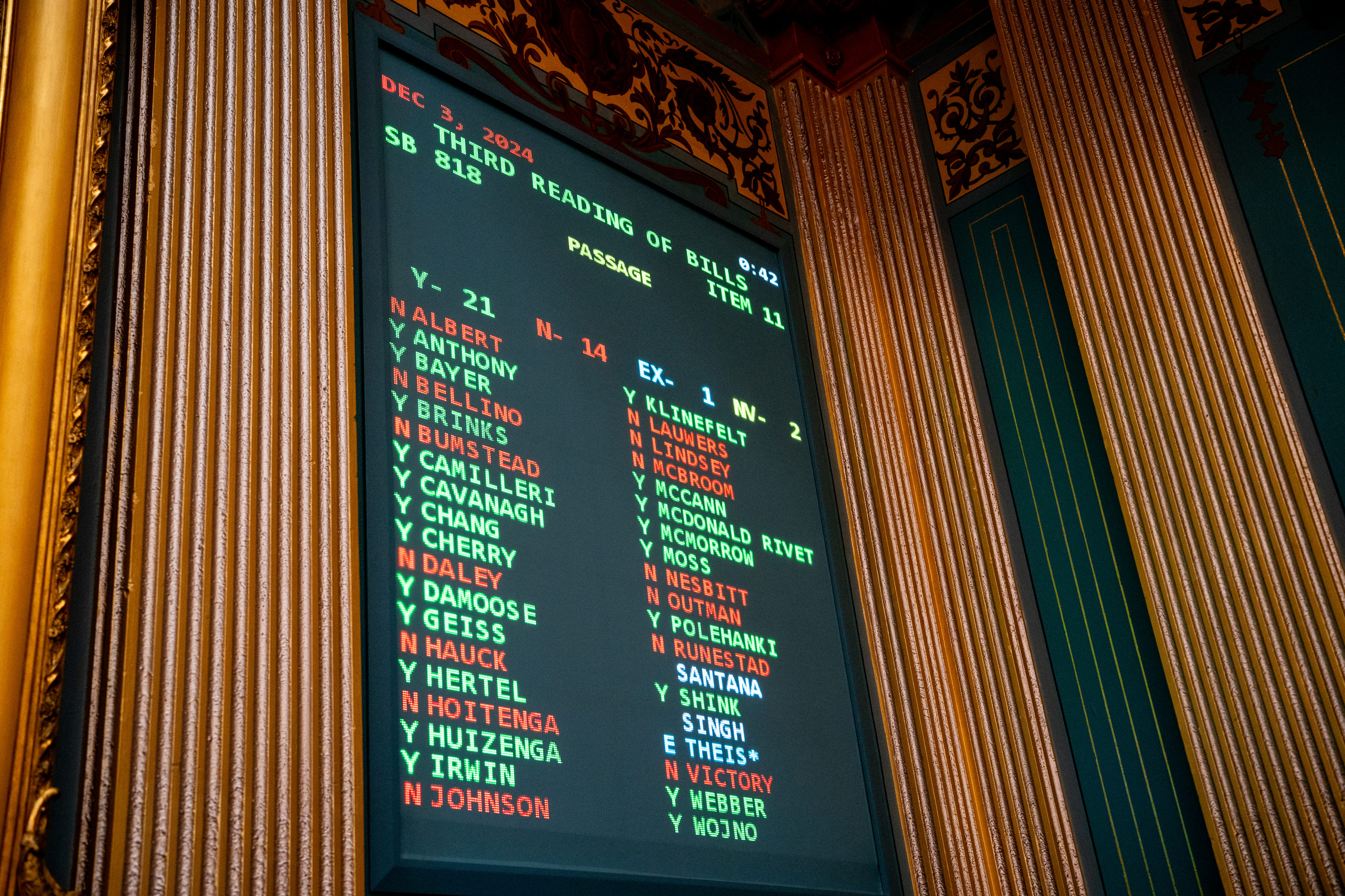 Senator Geiss helps Momnibus Bill Package through Senate - mlive.com