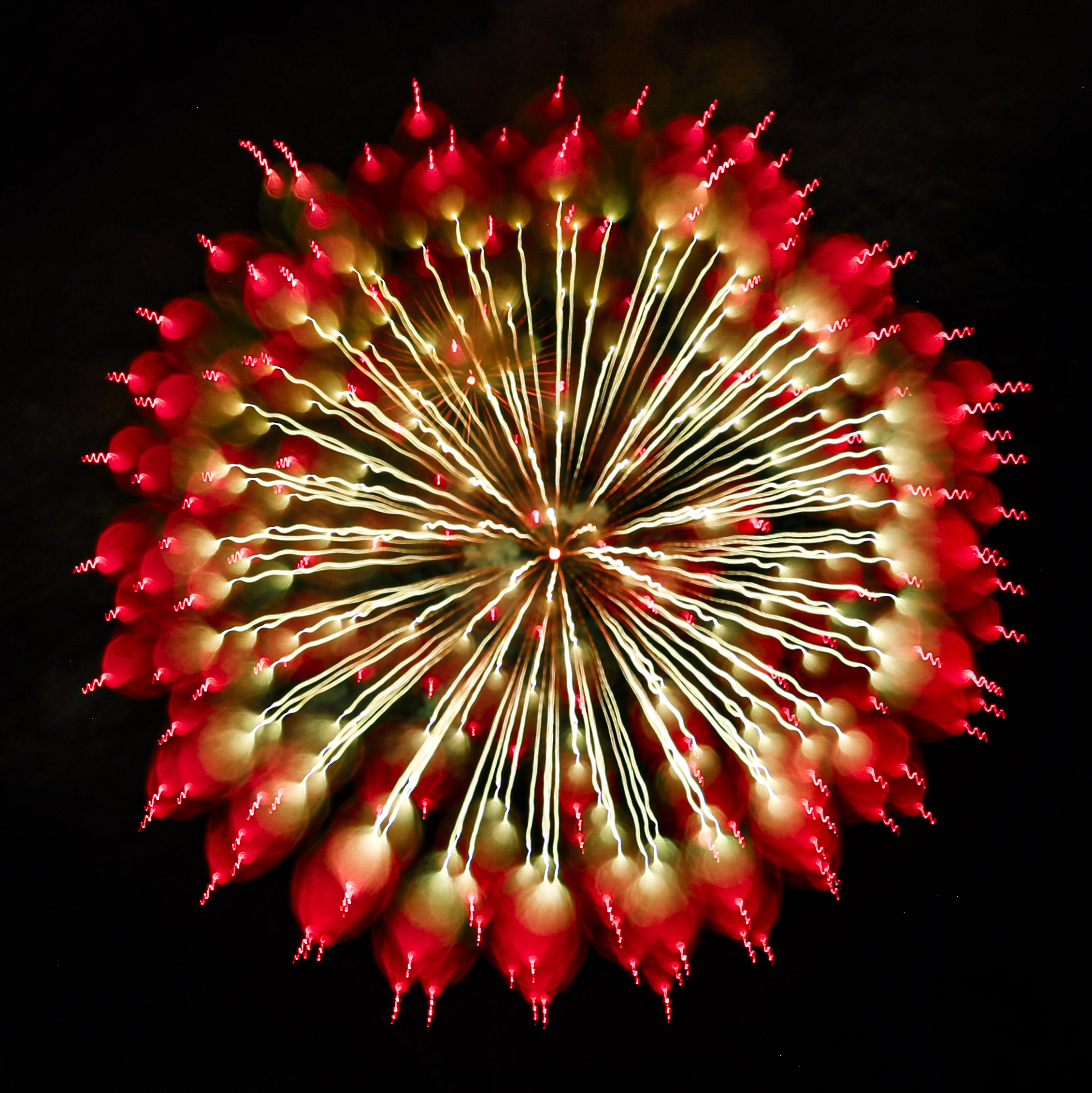 Funky fireworks display dazzles over Manlius - syracuse.com