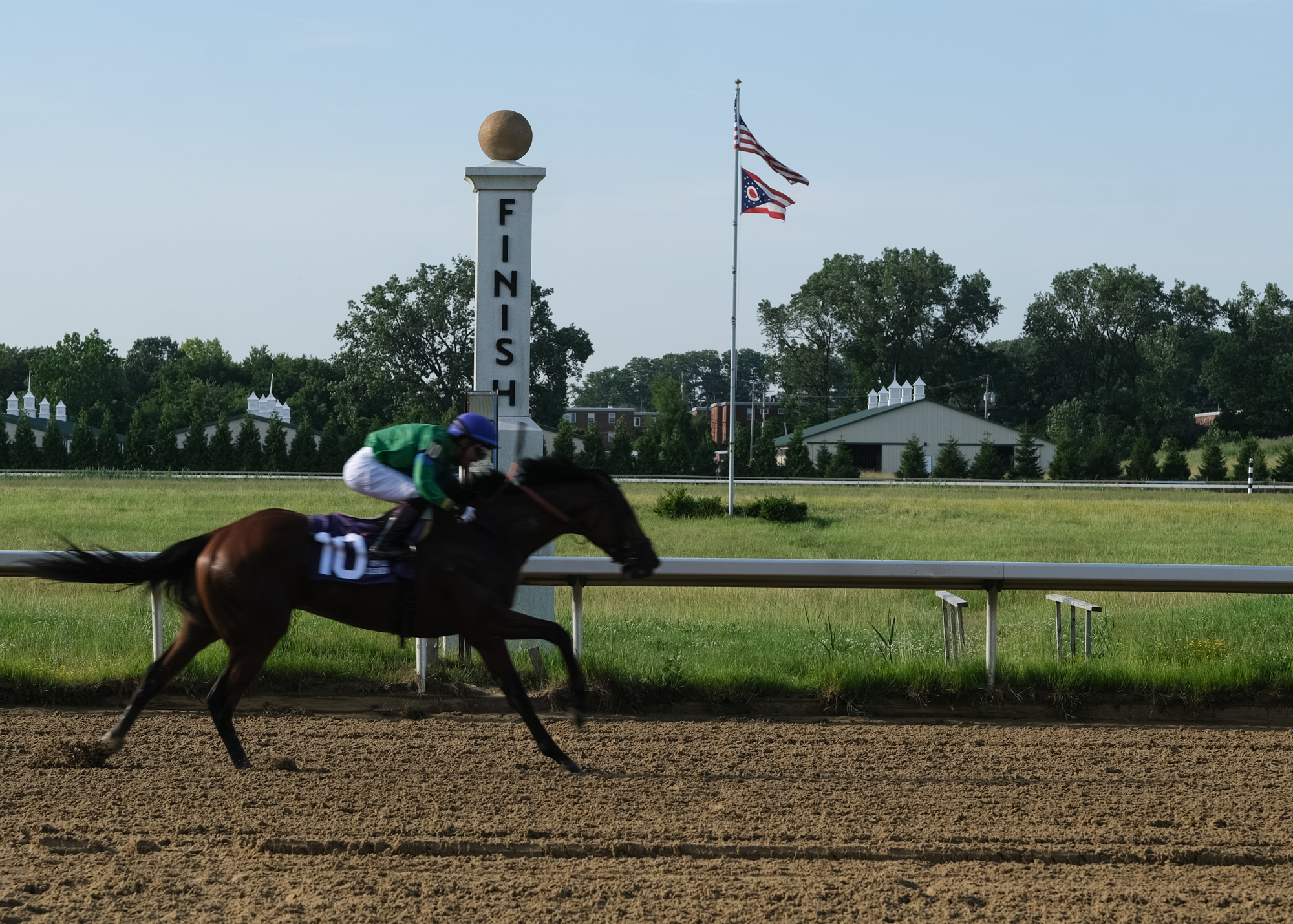 The 2025 Ohio Derby at JACK Thistledown Racino (30 photos) - cleveland.com