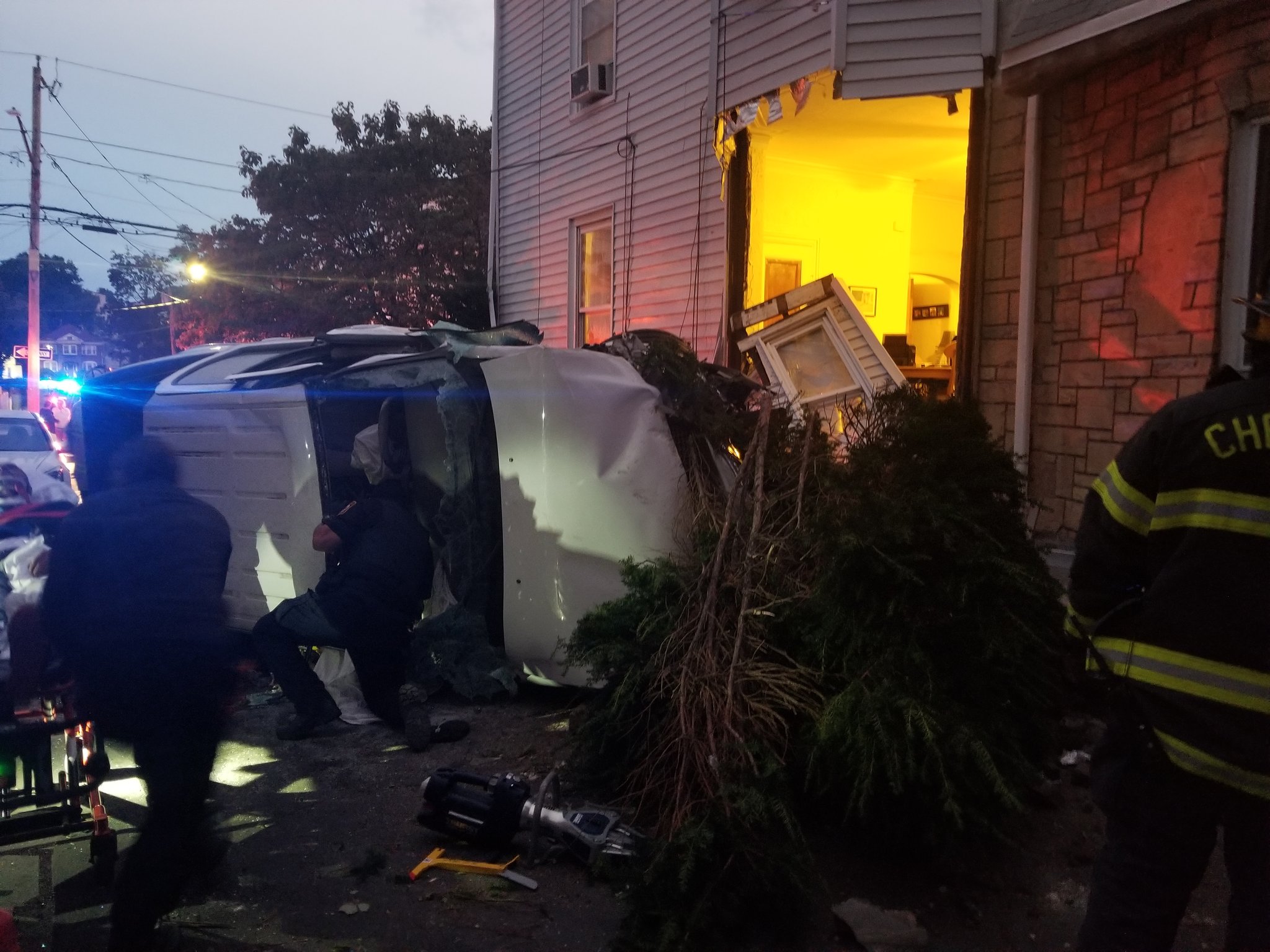 Driver crashes into home in Chelsea, causes significant damages ...