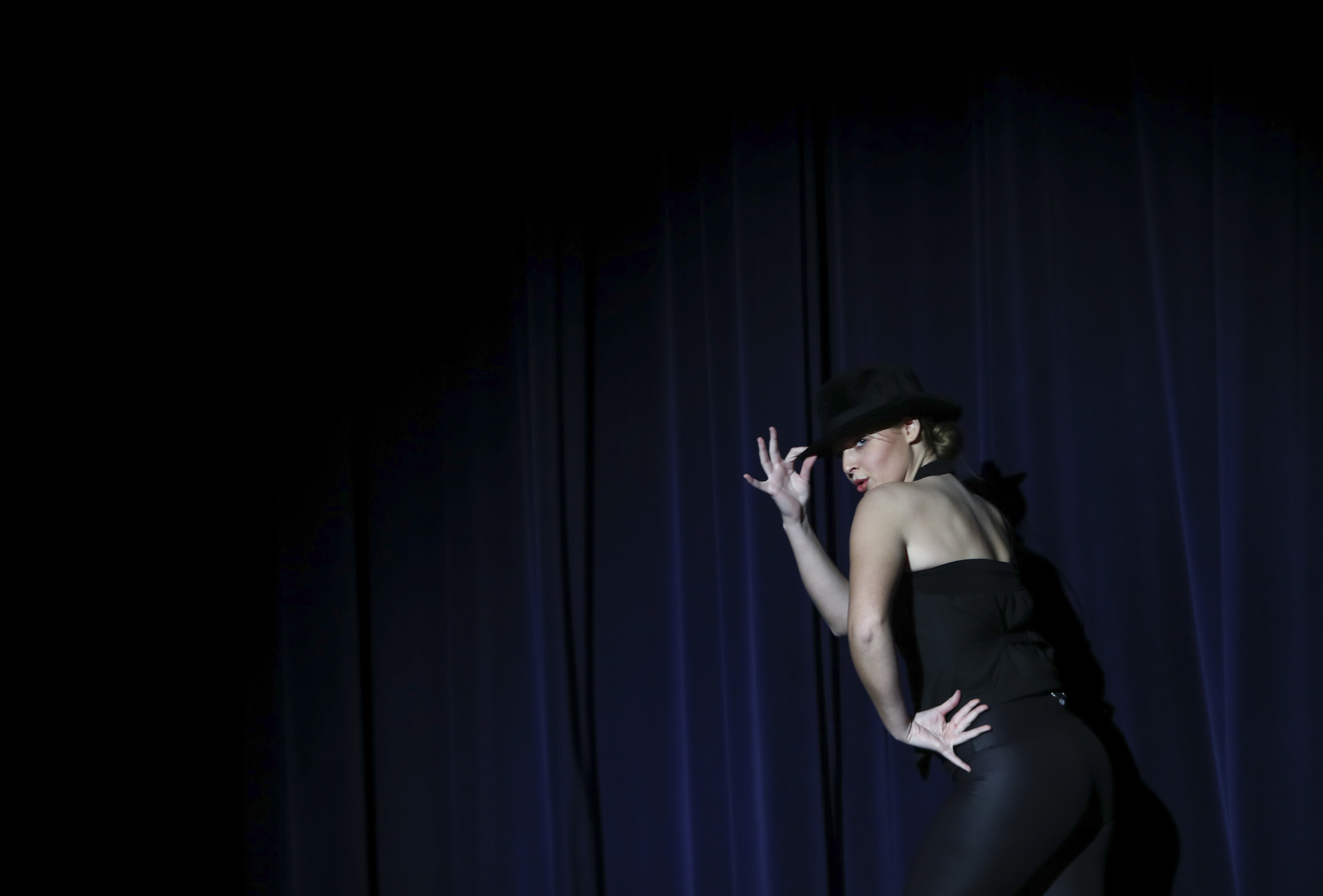 Wilson Area High School holds dress rehearsal for 'Pippin ...