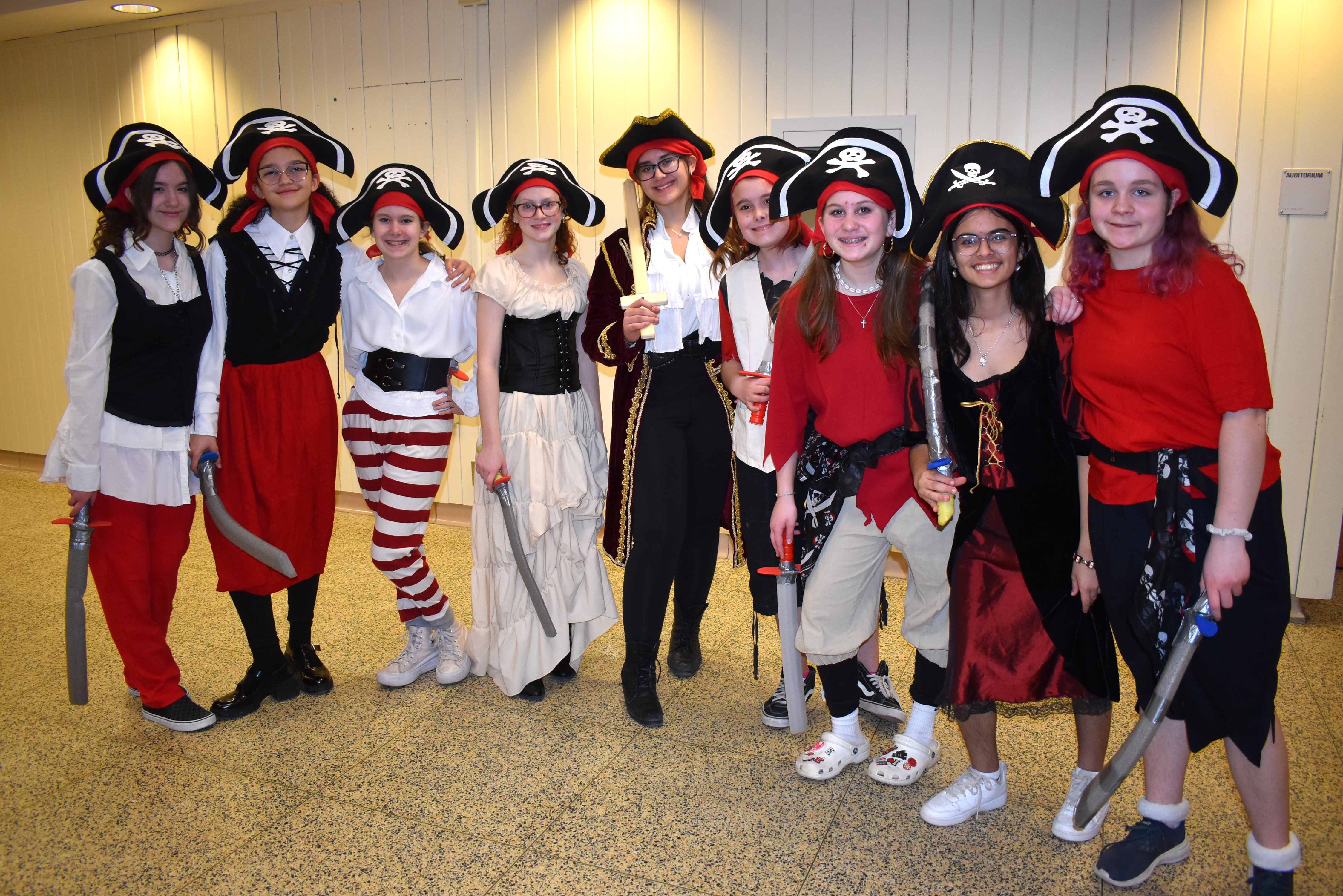 Westfield Middle School Drama Club - masslive.com